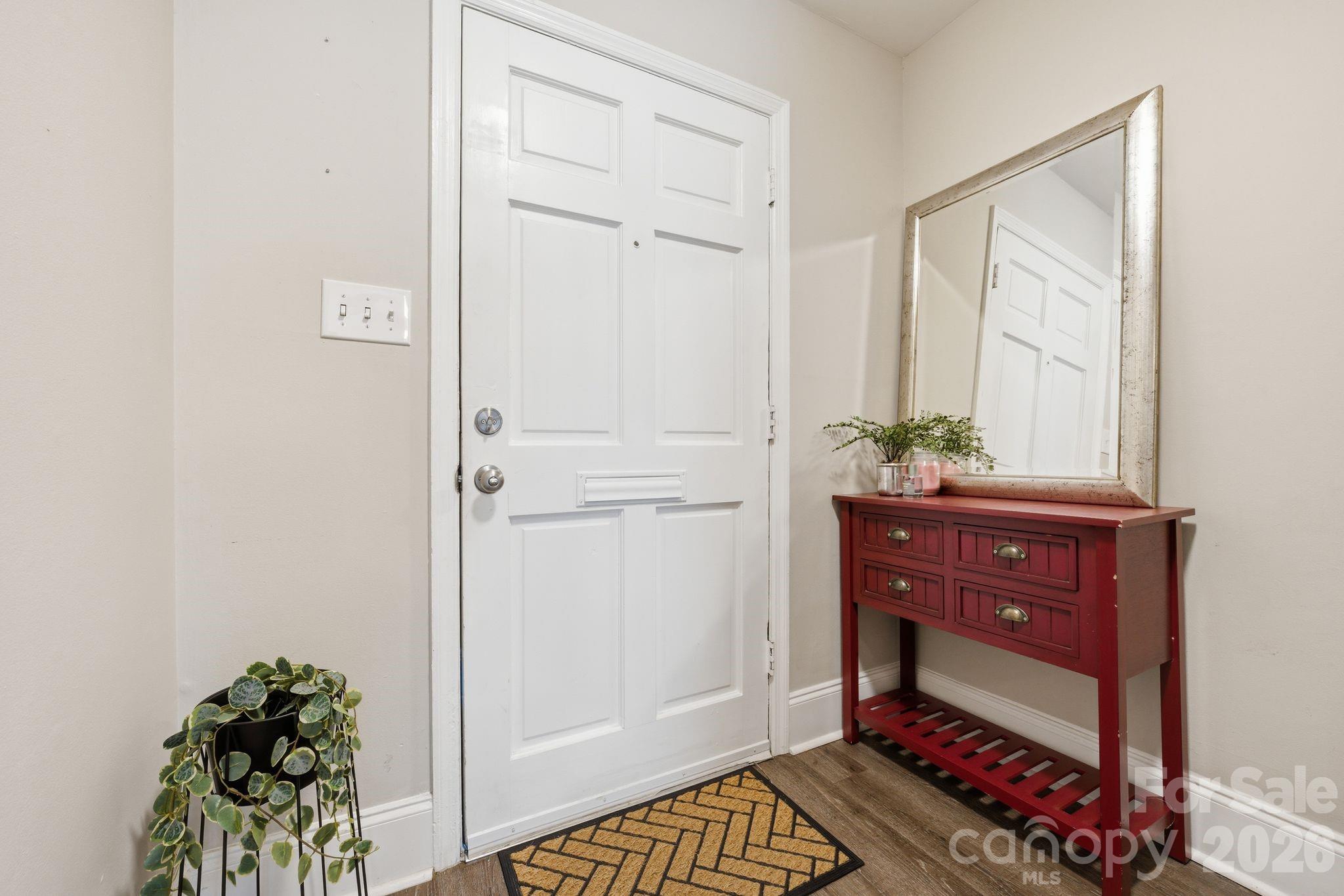Photo 3 of 8033 Regent Park Lane, Charlotte, NC
