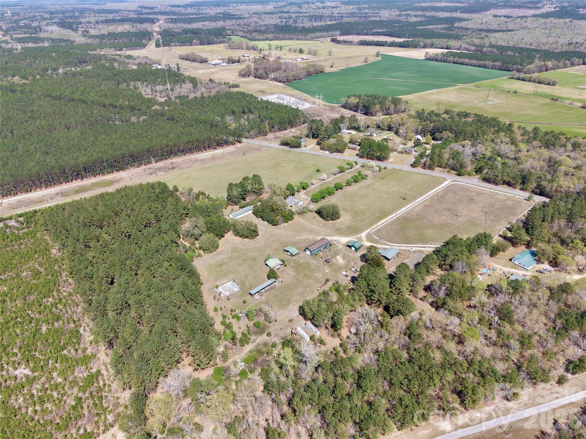 Photo 4 of 2389 Bethune Road, Bethune, SC