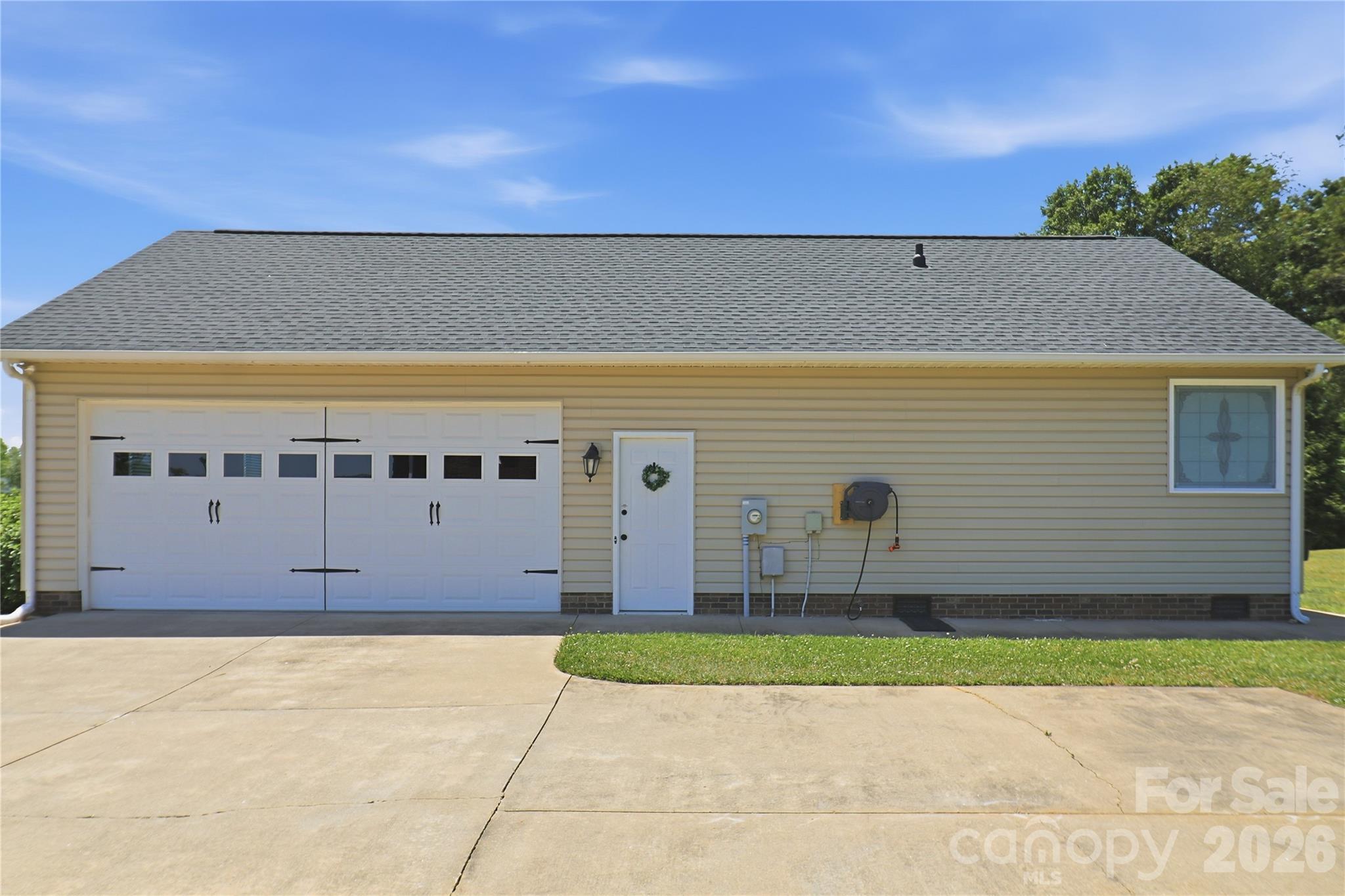 209 Silver Creek Lane, Shelby, NC - photo 4 of 39