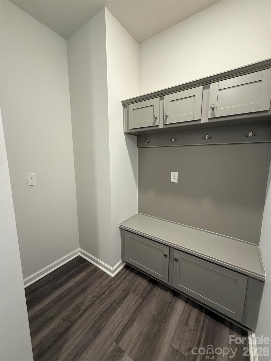 Photo 5 of 6336 Abelia Avenue, Charlotte, NC