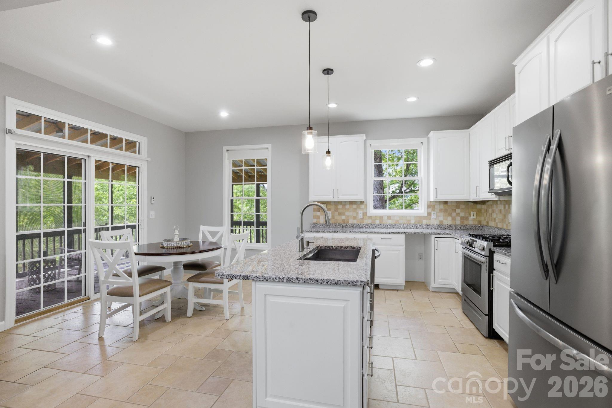 424 Mountain Harbor Drive, Lexington, NC - photo 16 of 48