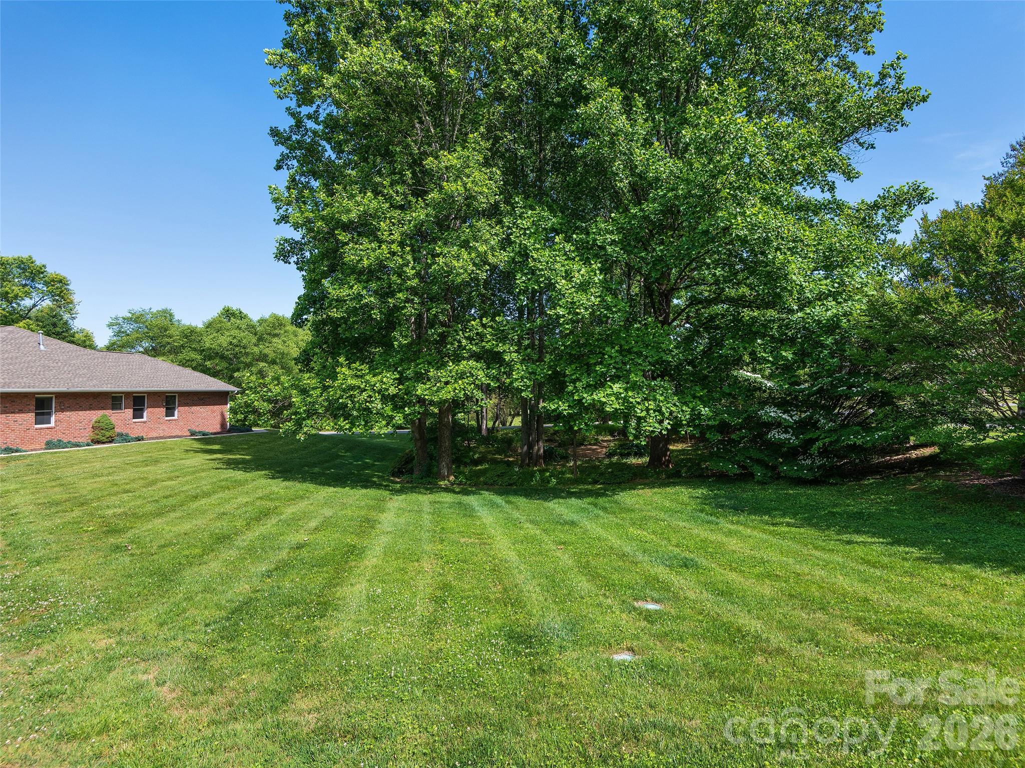 39 Beaumont Drive, Hendersonville, NC - photo 29 of 36