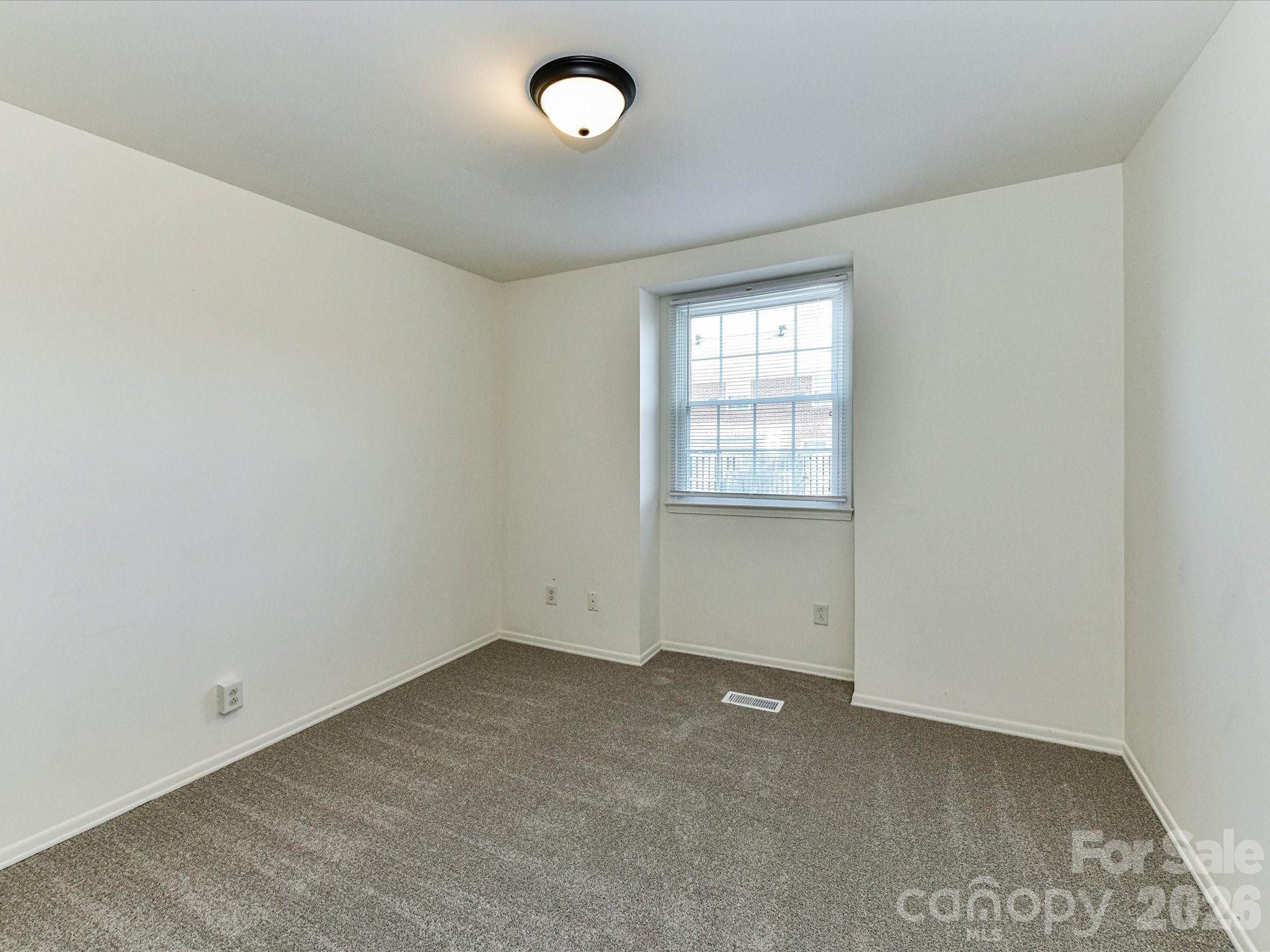 Photo 32 of 8322 Knights Bridge Road, Charlotte, NC