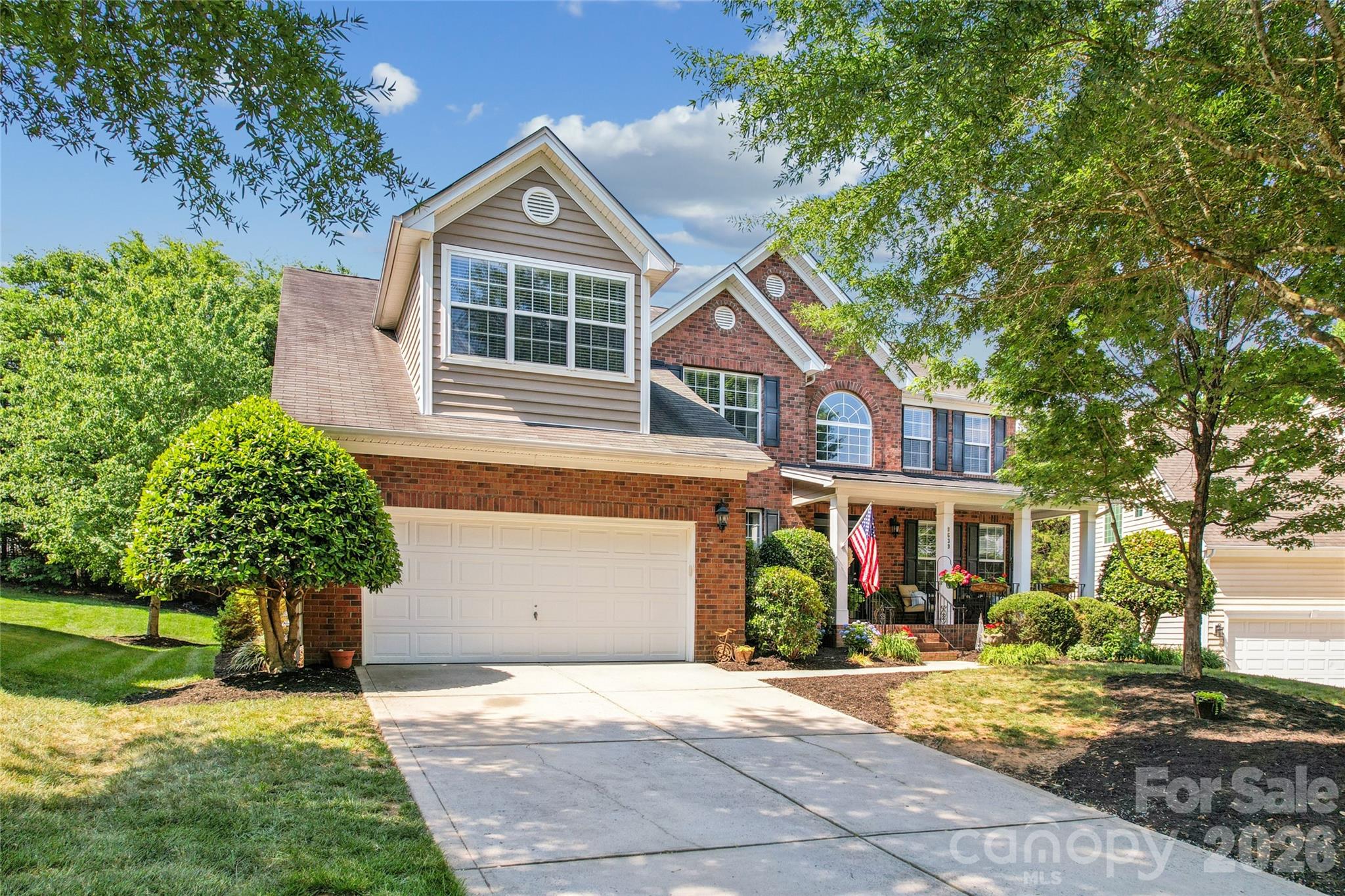 9639 Brandybuck Drive NW, Charlotte, NC - photo 2 of 44