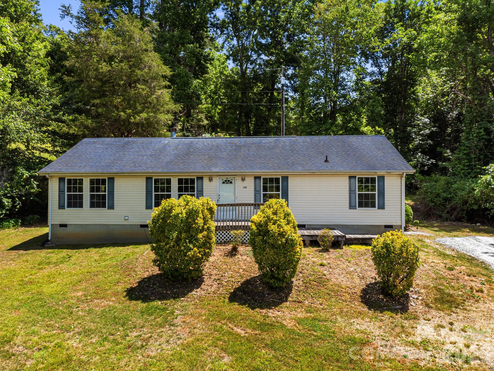 142 Josiah Lane, Hendersonville, NC