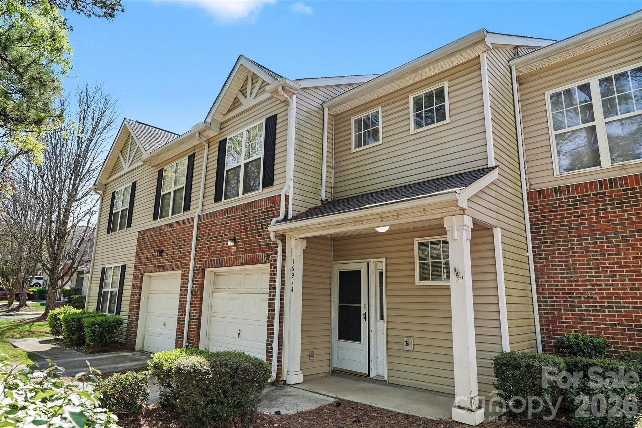 Photo 2 of 16914 Commons Creek Drive, Charlotte, NC