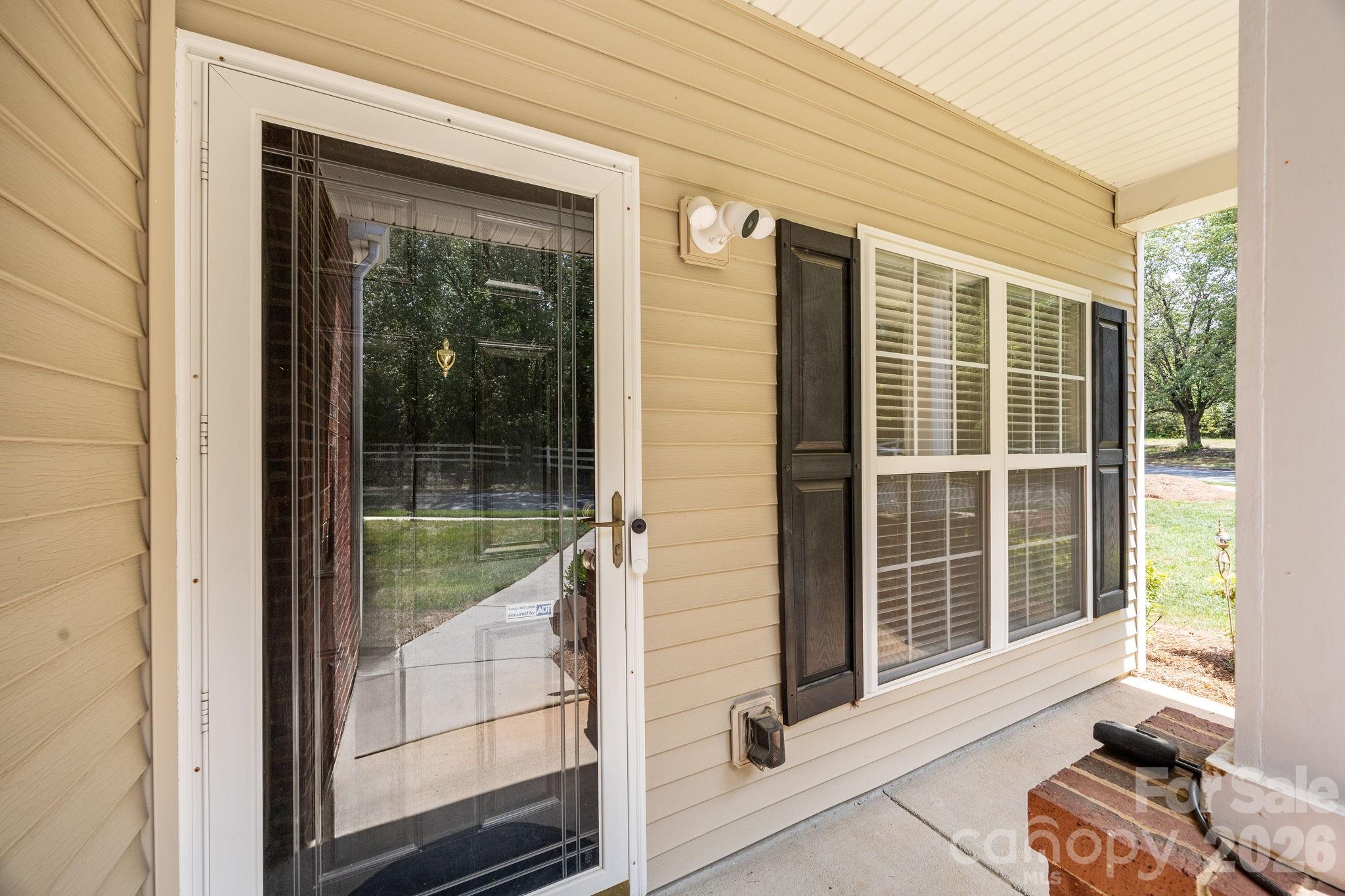 Photo 4 of 2960 Zion Renaissance Lane, Charlotte, NC