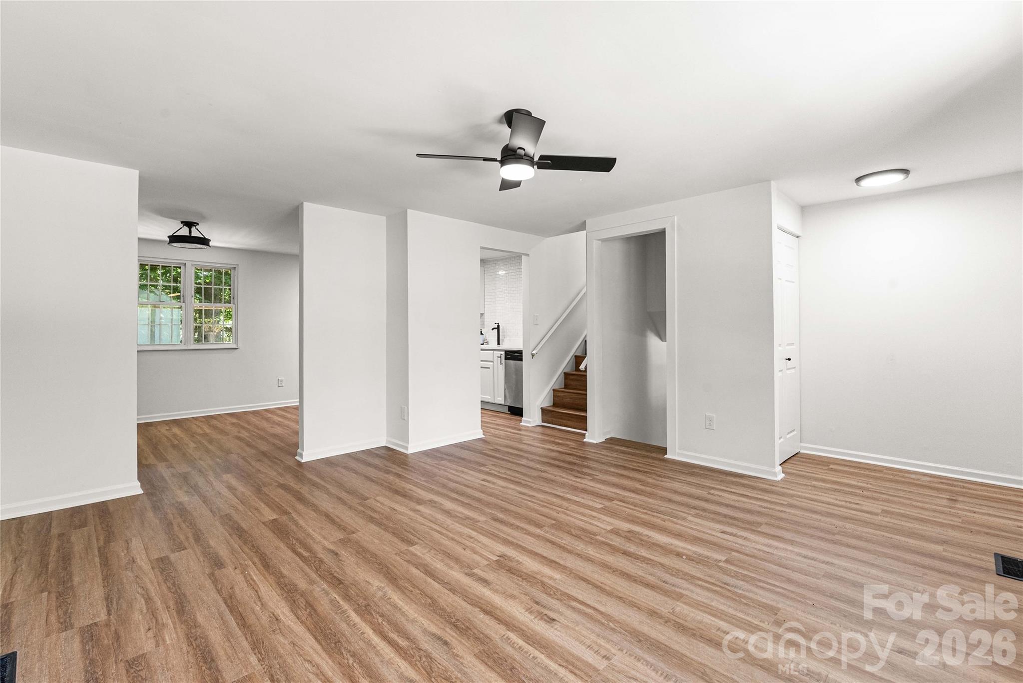 Photo 4 of 8424 Othello Place, Charlotte, NC