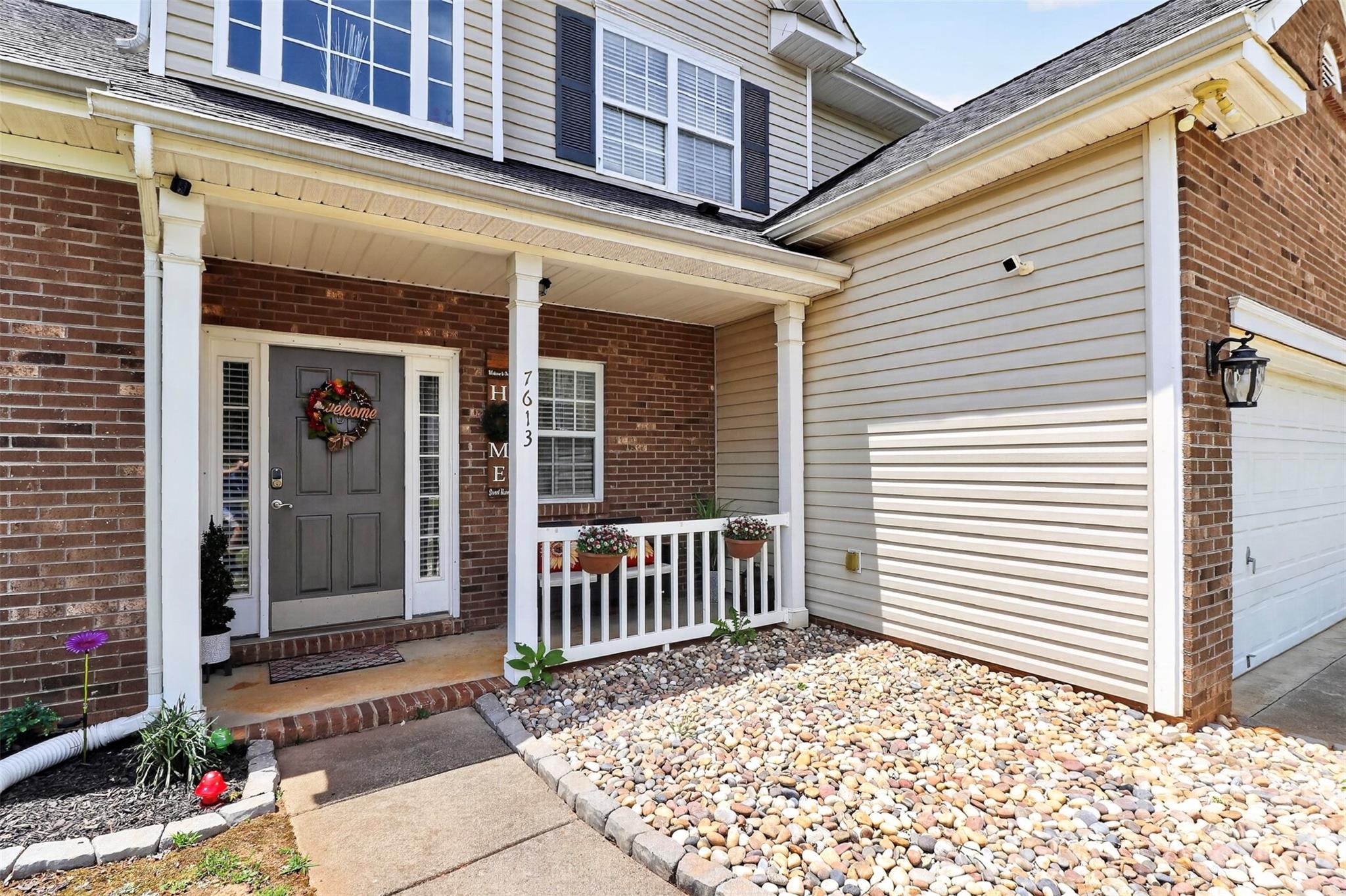 Home for sale at 7613 Deluca Drive, Charlotte, NC — photo 4 of 46
