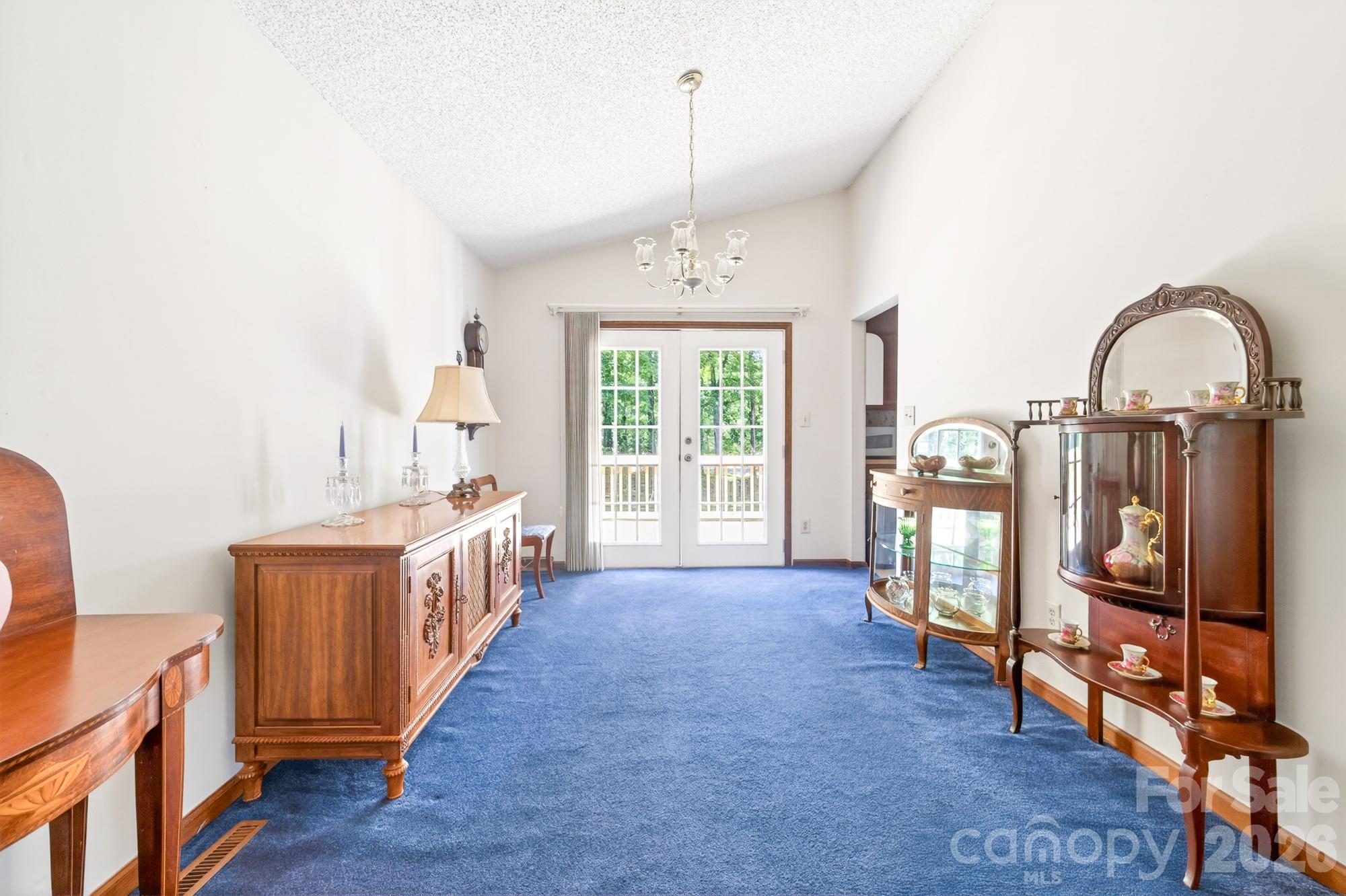 Photo 8 of 10730 Coachman Circle, Charlotte, NC