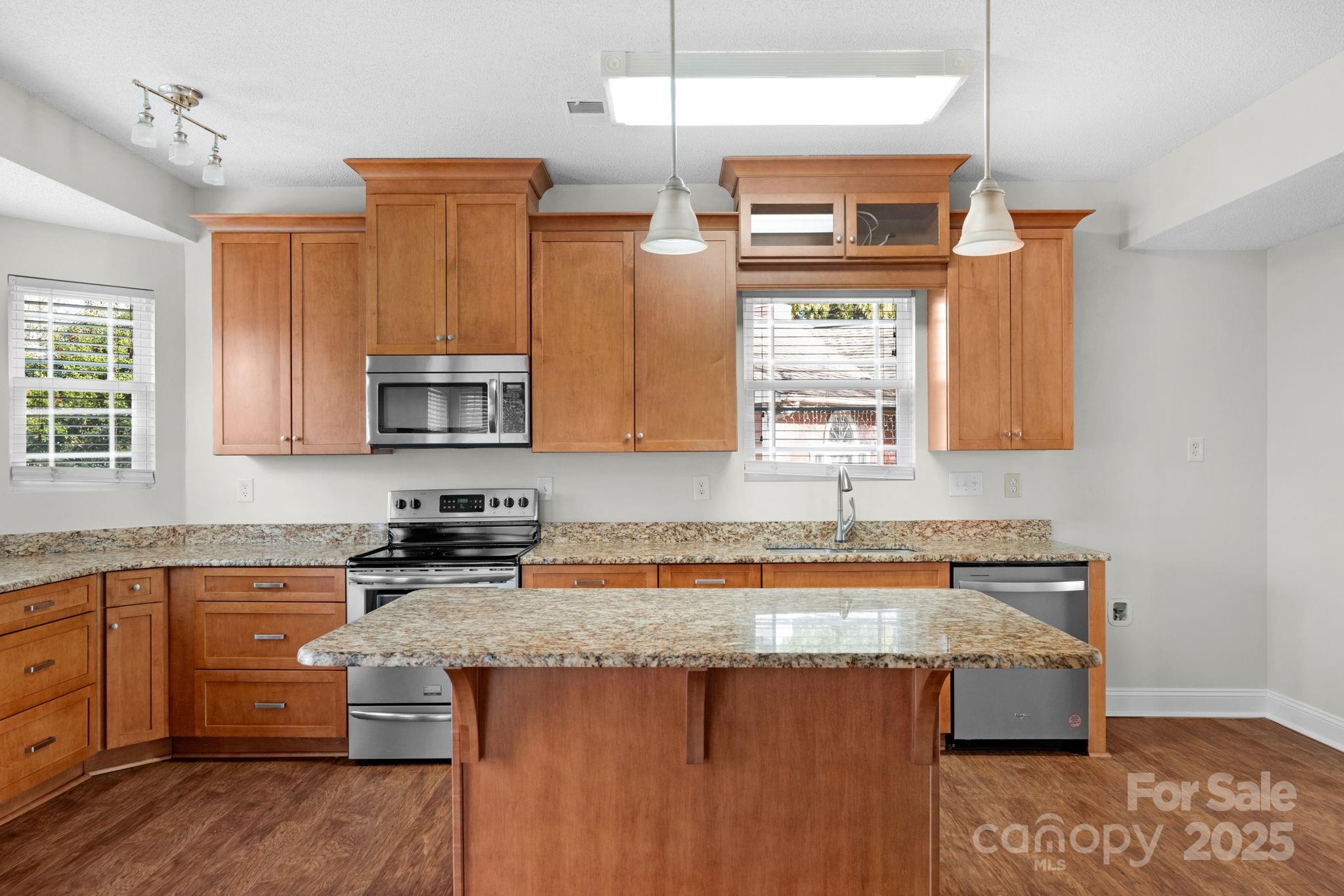 Photo 21 of 6109 Tartan Green Court, Charlotte, NC