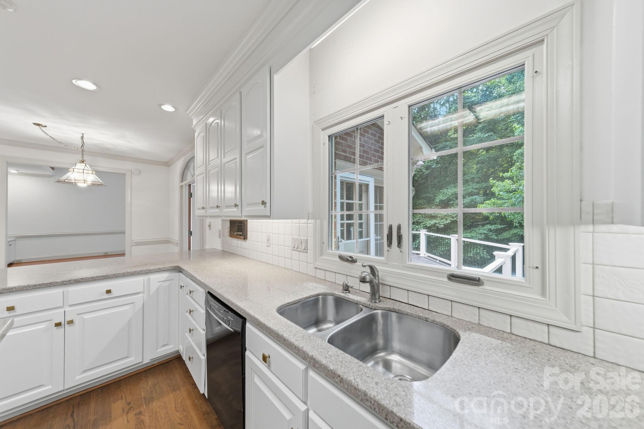 Photo 14 of 5215 Silchester Lane, Charlotte, NC