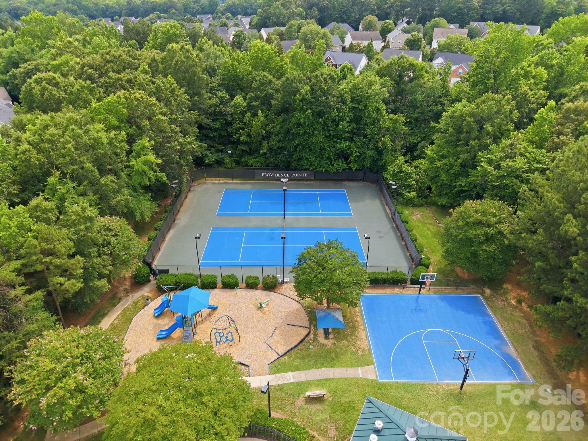 Photo 40 of 16106 Cloverleaf Court, Charlotte, NC