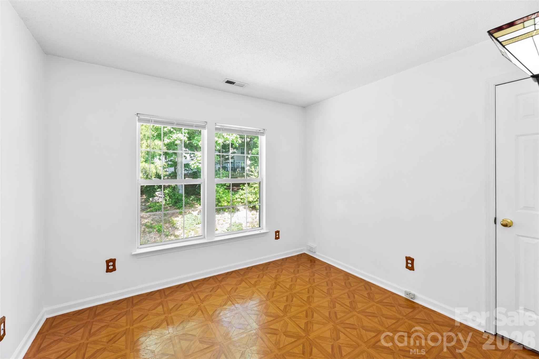 Photo 26 of 15027 Ashlight Drive, Charlotte, NC