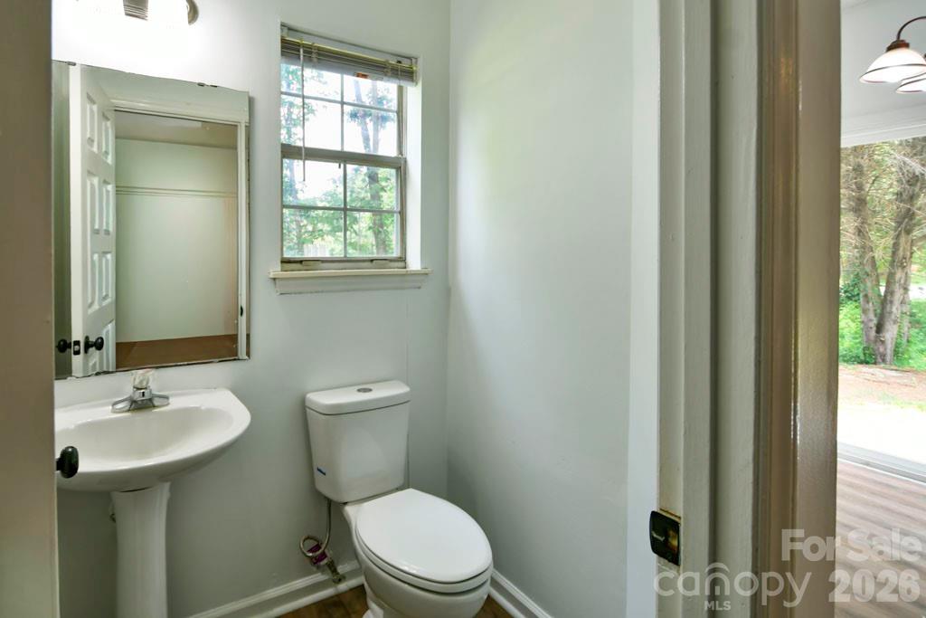 Home for sale at 8406 Bedford Green Lane, Charlotte, NC — photo 14 of 23