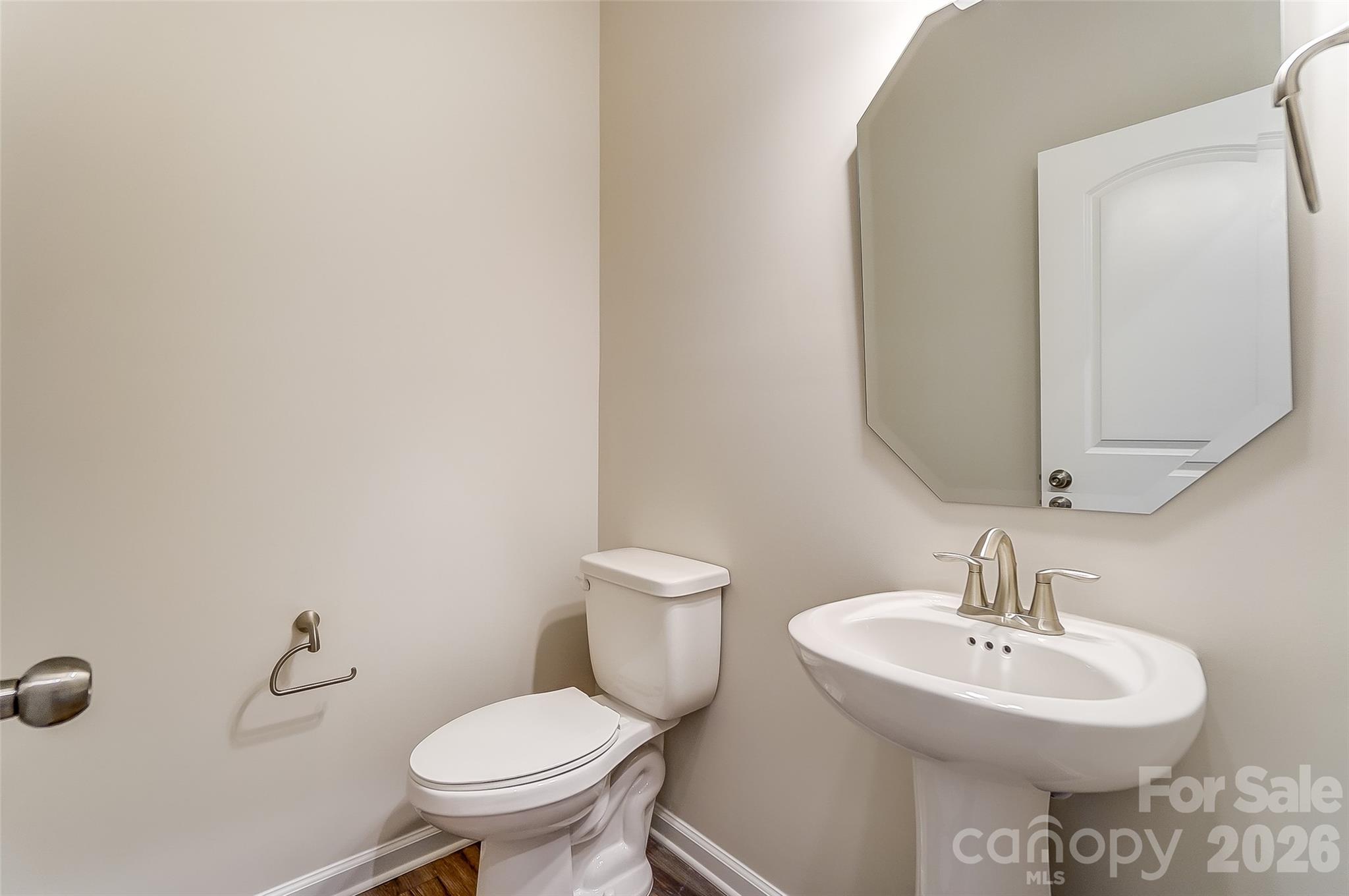 Photo 21 of 3812 Cheyney Park Drive, Charlotte, NC