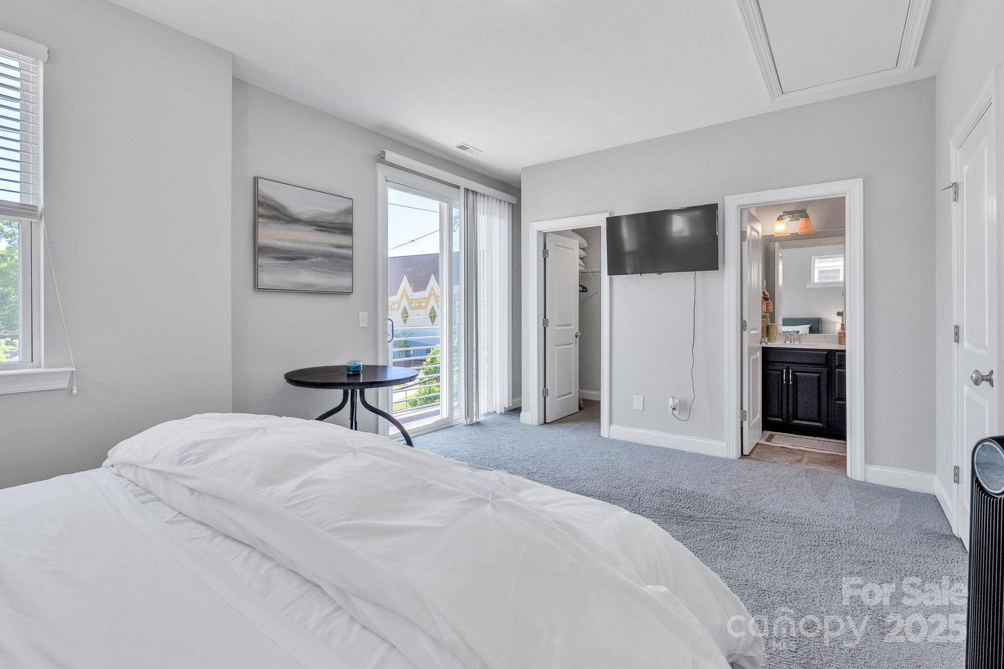 Photo 36 of 2551 Statesville Avenue, Charlotte, NC