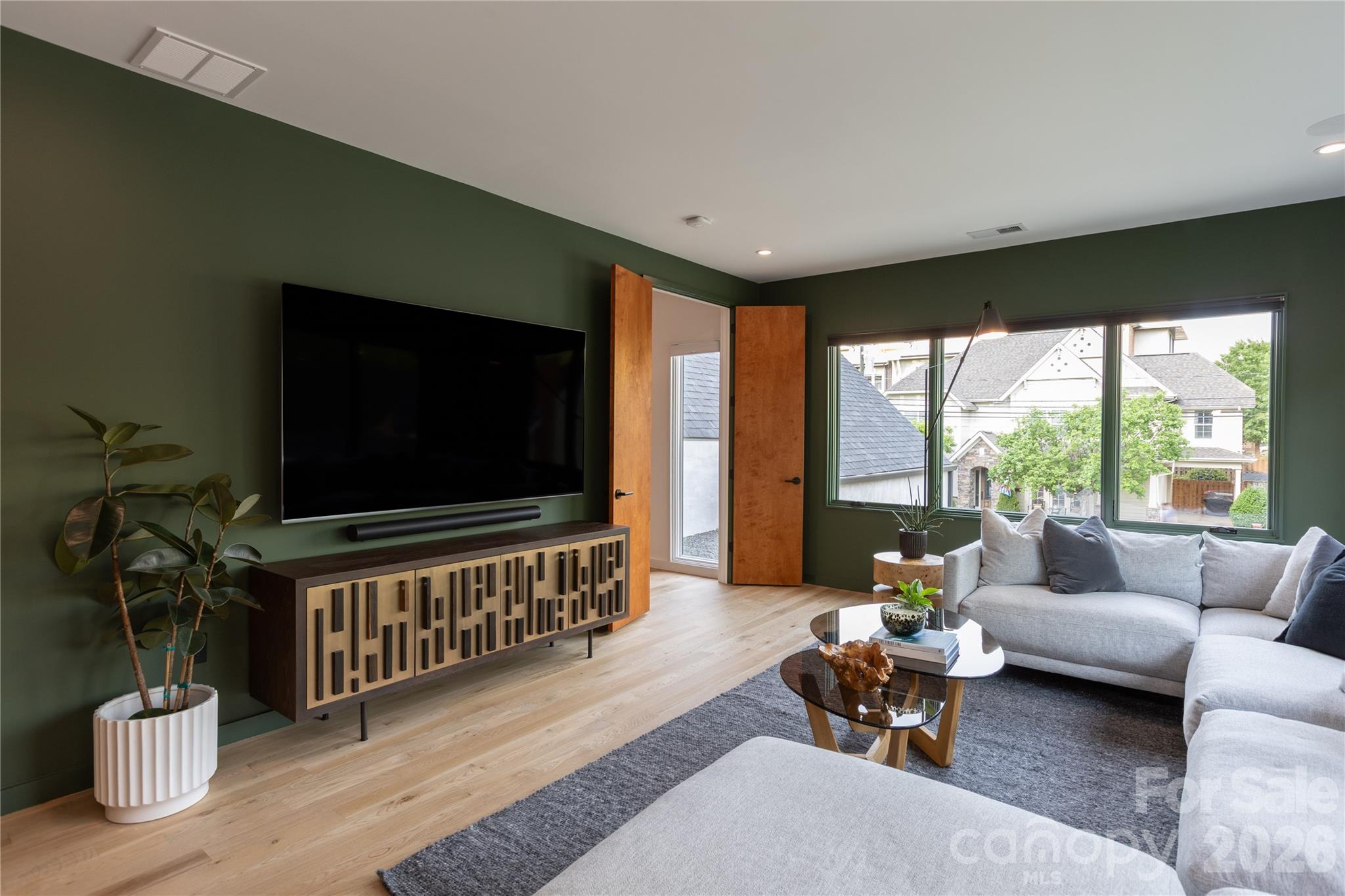 Photo 18 of 812 Herrin Avenue, Charlotte, NC