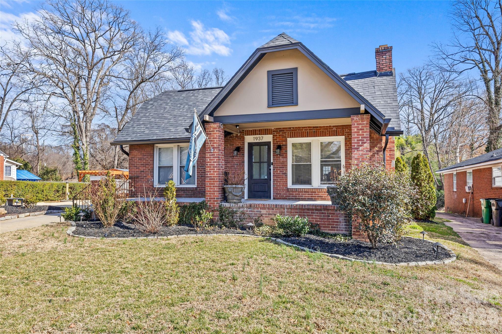 Photo 2 of 1937 Wilmore Drive, Charlotte, NC