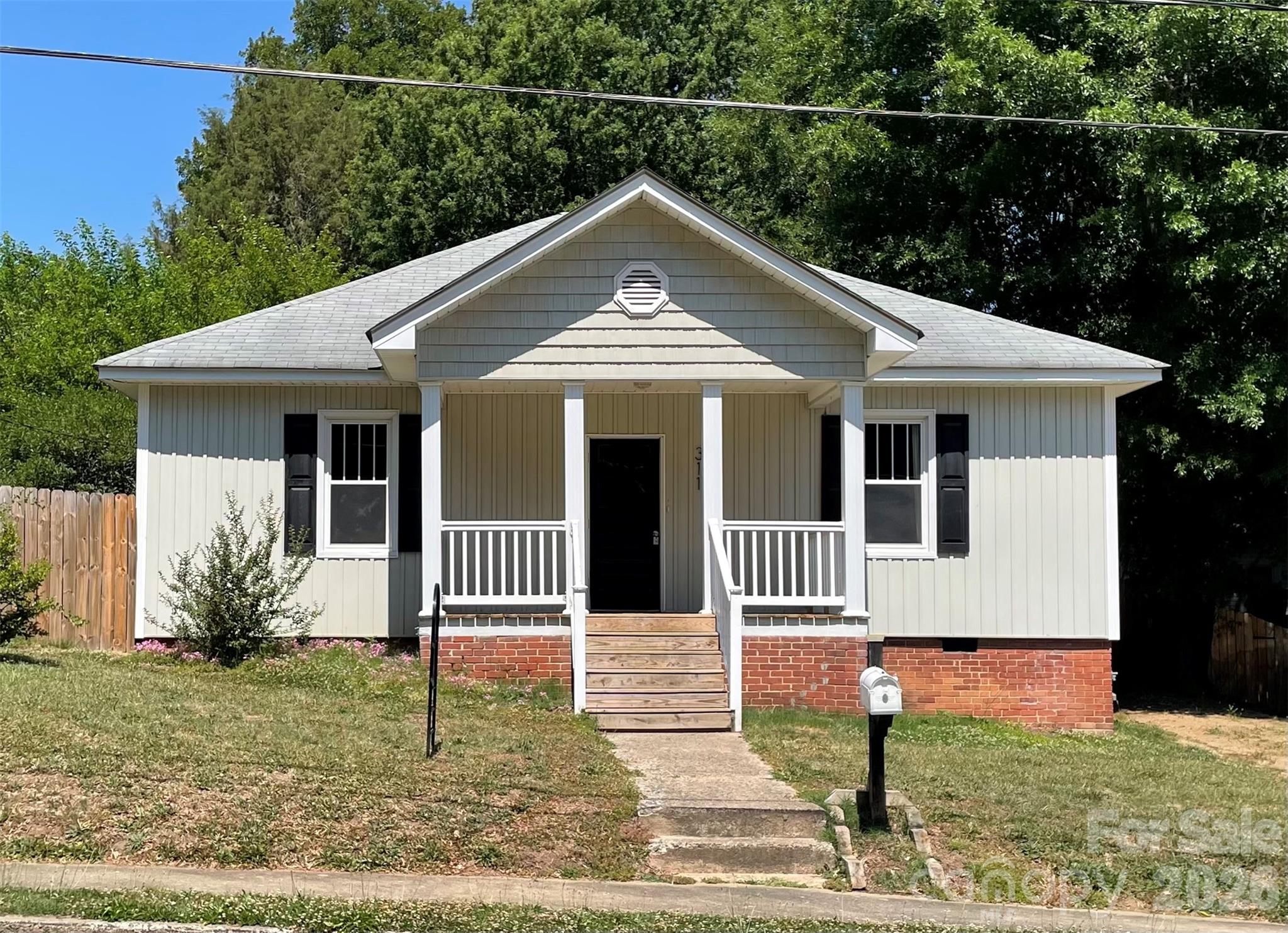 311 N Rose Avenue, Kannapolis, NC - photo 1 of 13