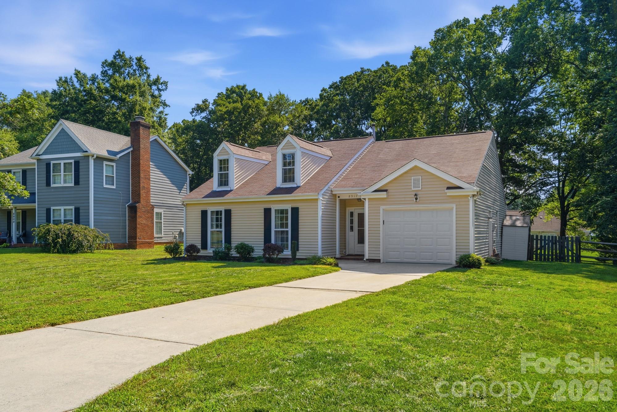 Photo 3 of 8917 Danson Drive, Charlotte, NC