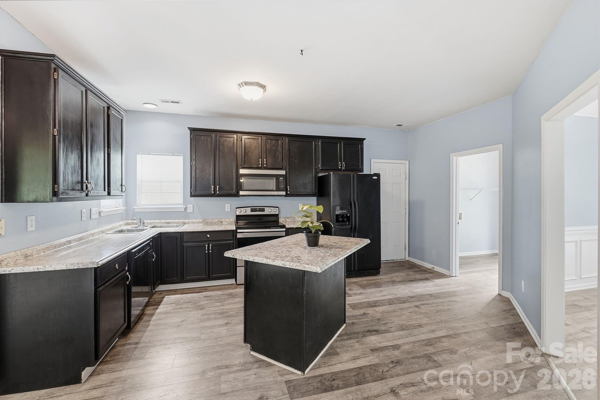 Photo 6 of 9021 Cedar Run Way, Charlotte, NC