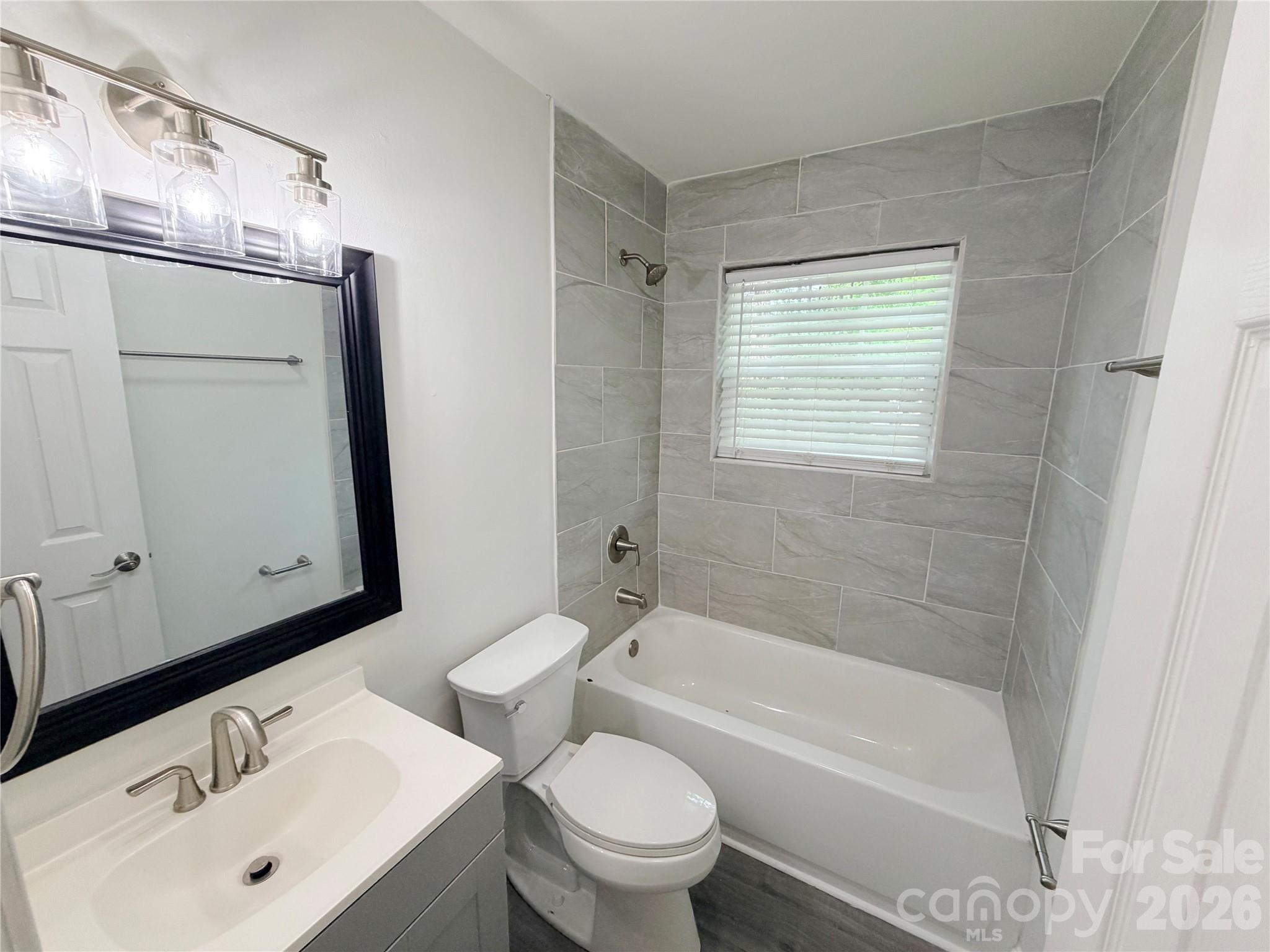 9209 Edgevale Drive, Charlotte, NC - photo 20 of 34
