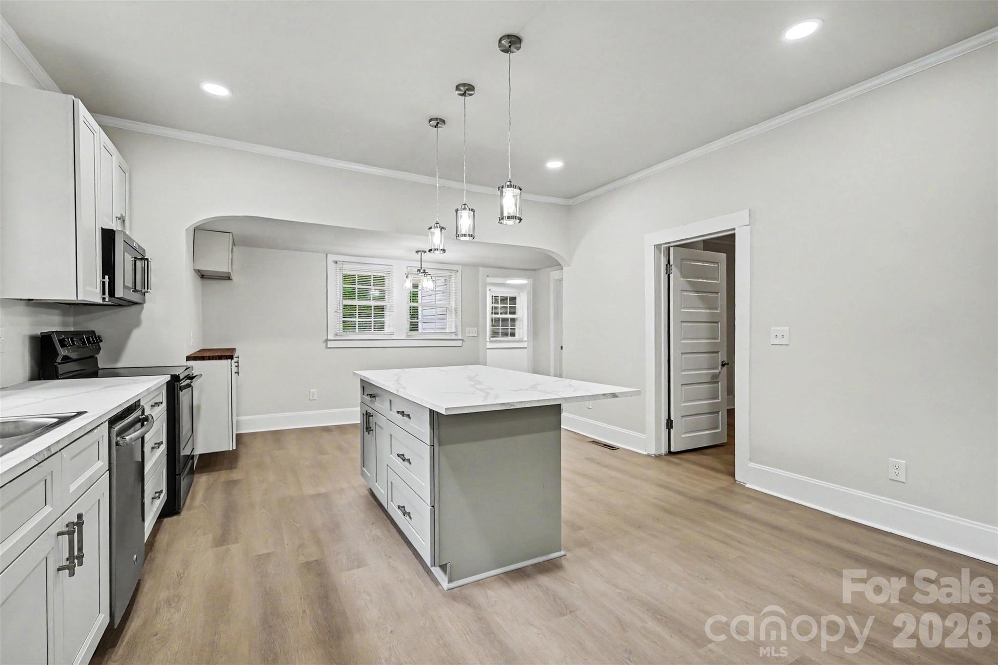 303 E 10th Street, Kannapolis, NC - photo 11 of 28