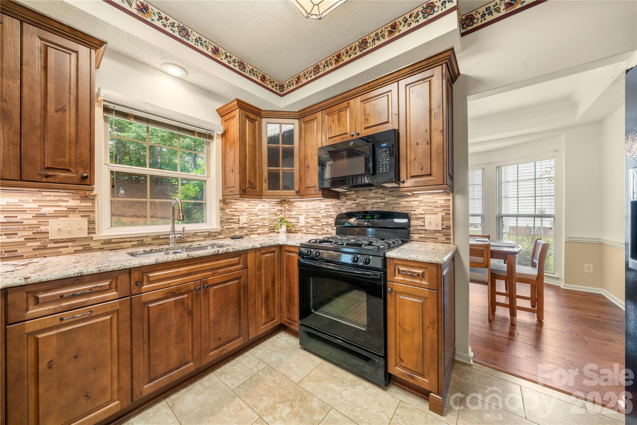 Photo 13 of 12245 Sutters Hill Court, Charlotte, NC