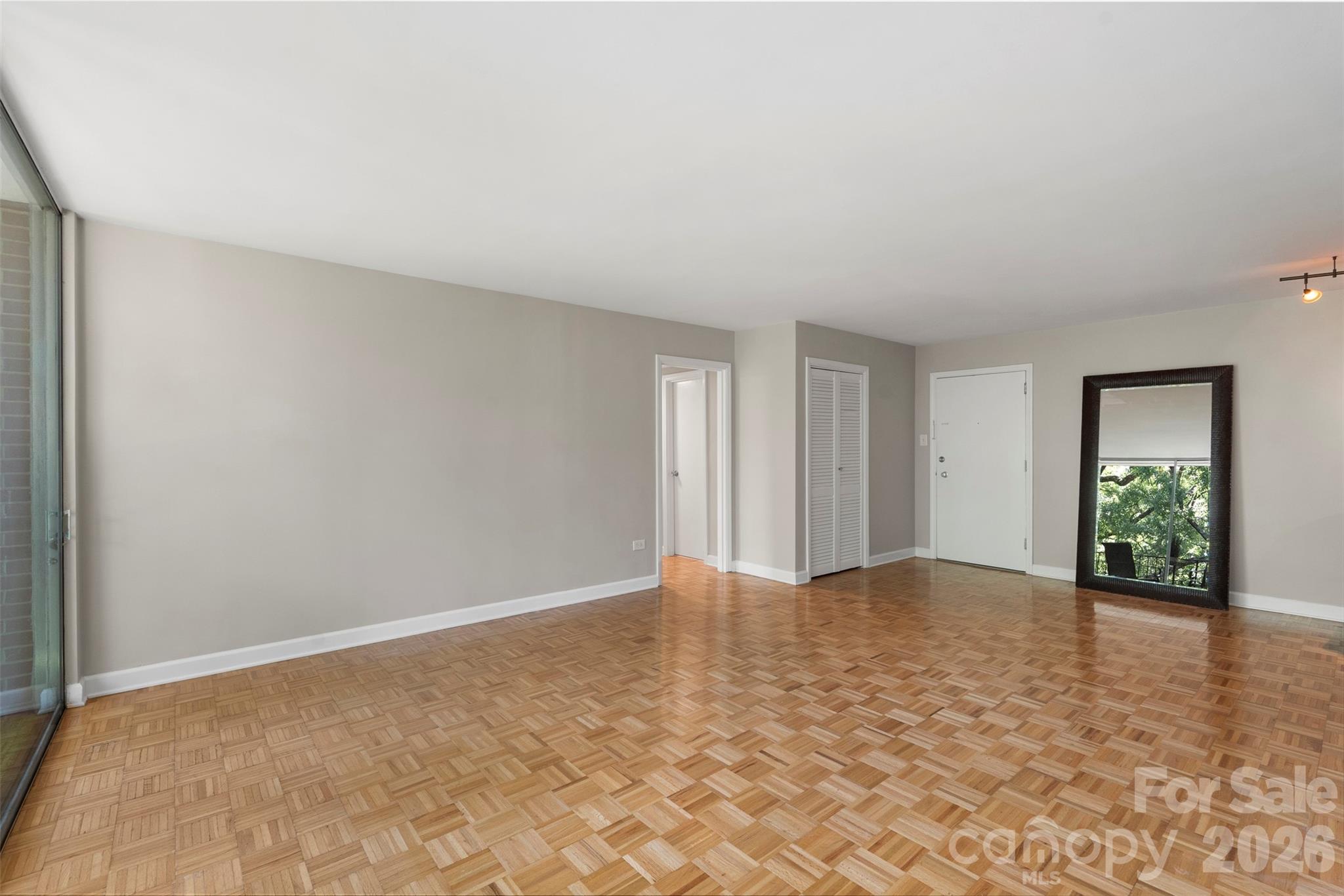 Photo 10 of 1300 Queens Road402, Charlotte, NC