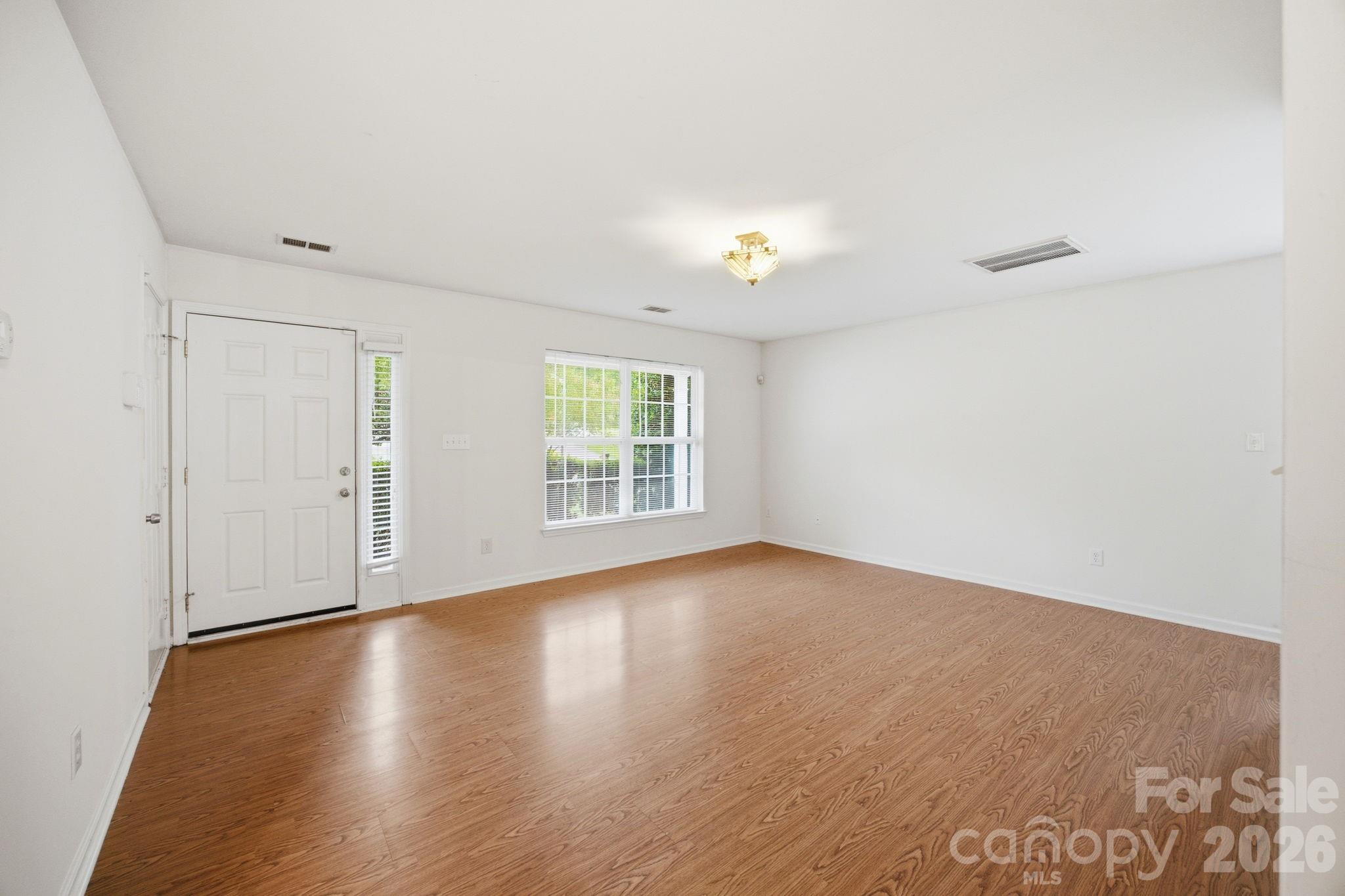 Photo 5 of 129 Winding Canyon Drive, Charlotte, NC