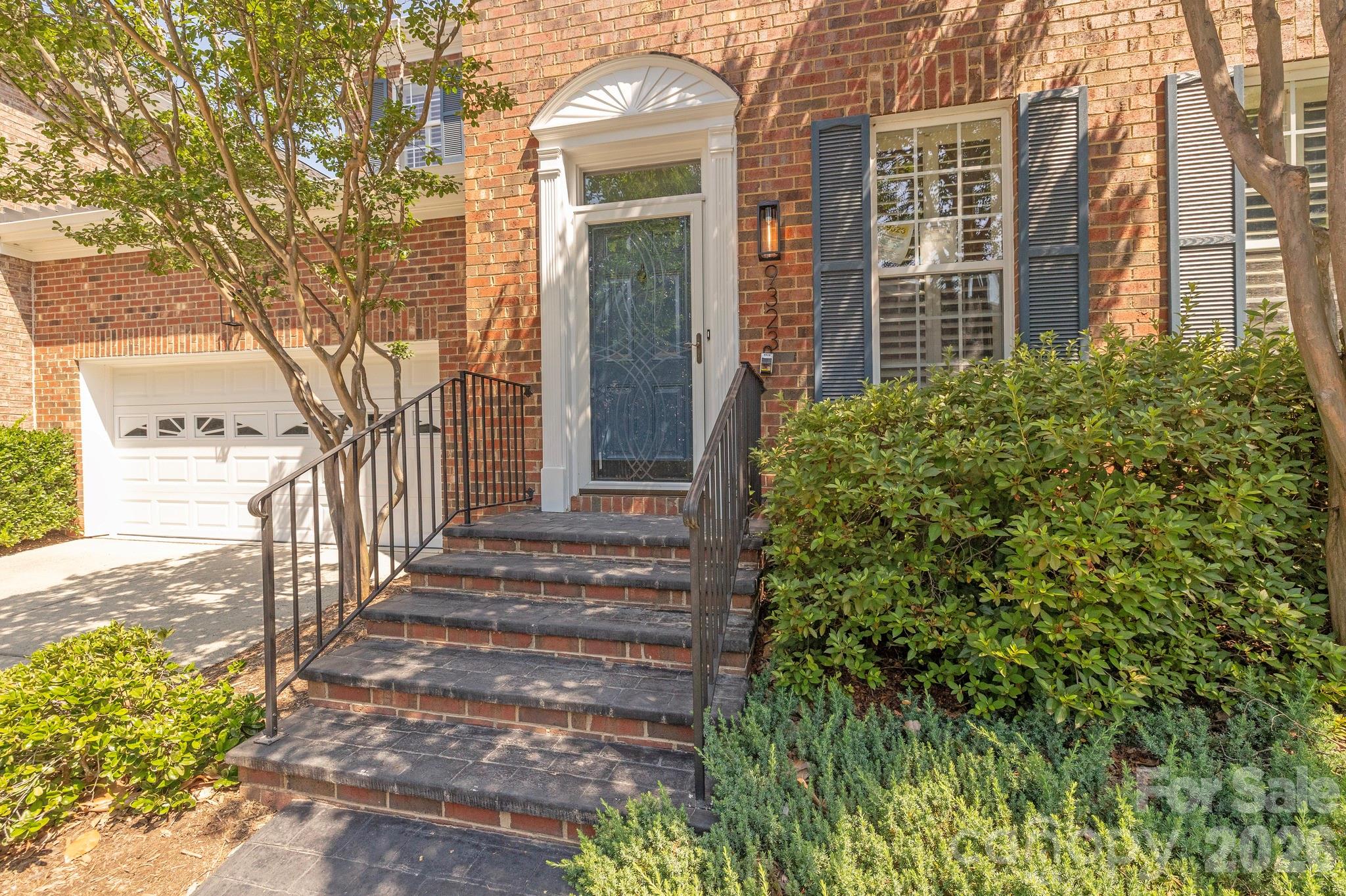 Photo 2 of 9323 Bonnie Briar Circle, Charlotte, NC