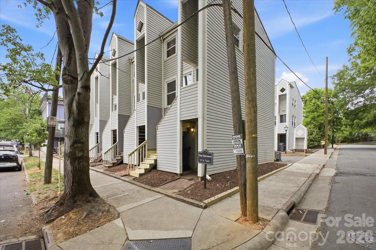 Home for sale at 721 N Poplar Street7, Charlotte, NC — photo 1 of 26