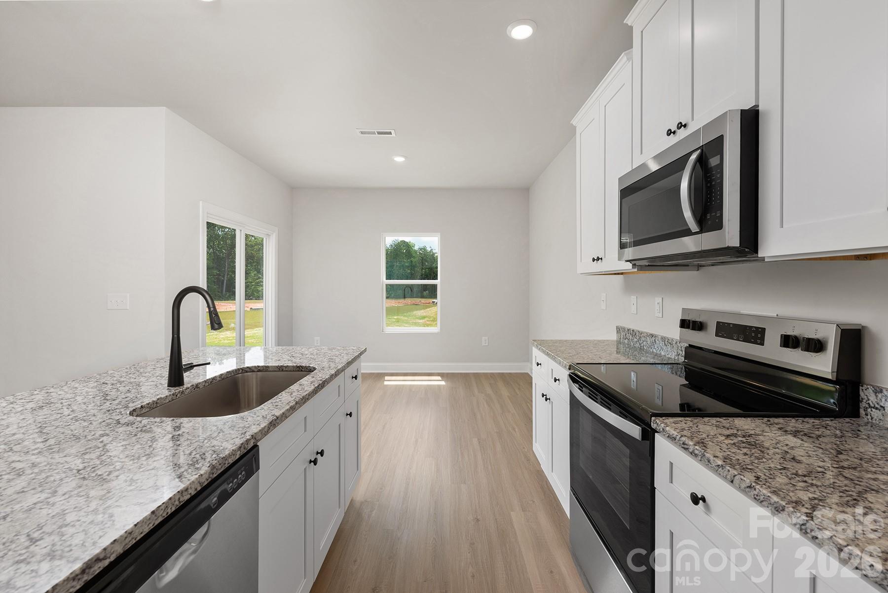 Photo 7 of 6622 Fairford Drive, Charlotte, NC