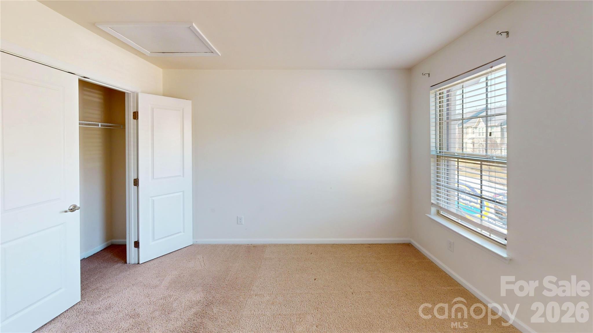Photo 11 of 1637 Fleetwood Drive, Charlotte, NC