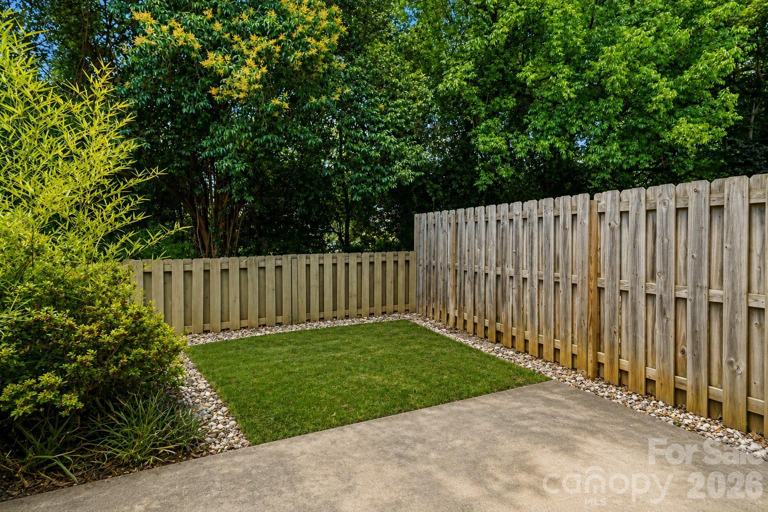Photo 17 of 4605 Hedgemore DriveH, Charlotte, NC