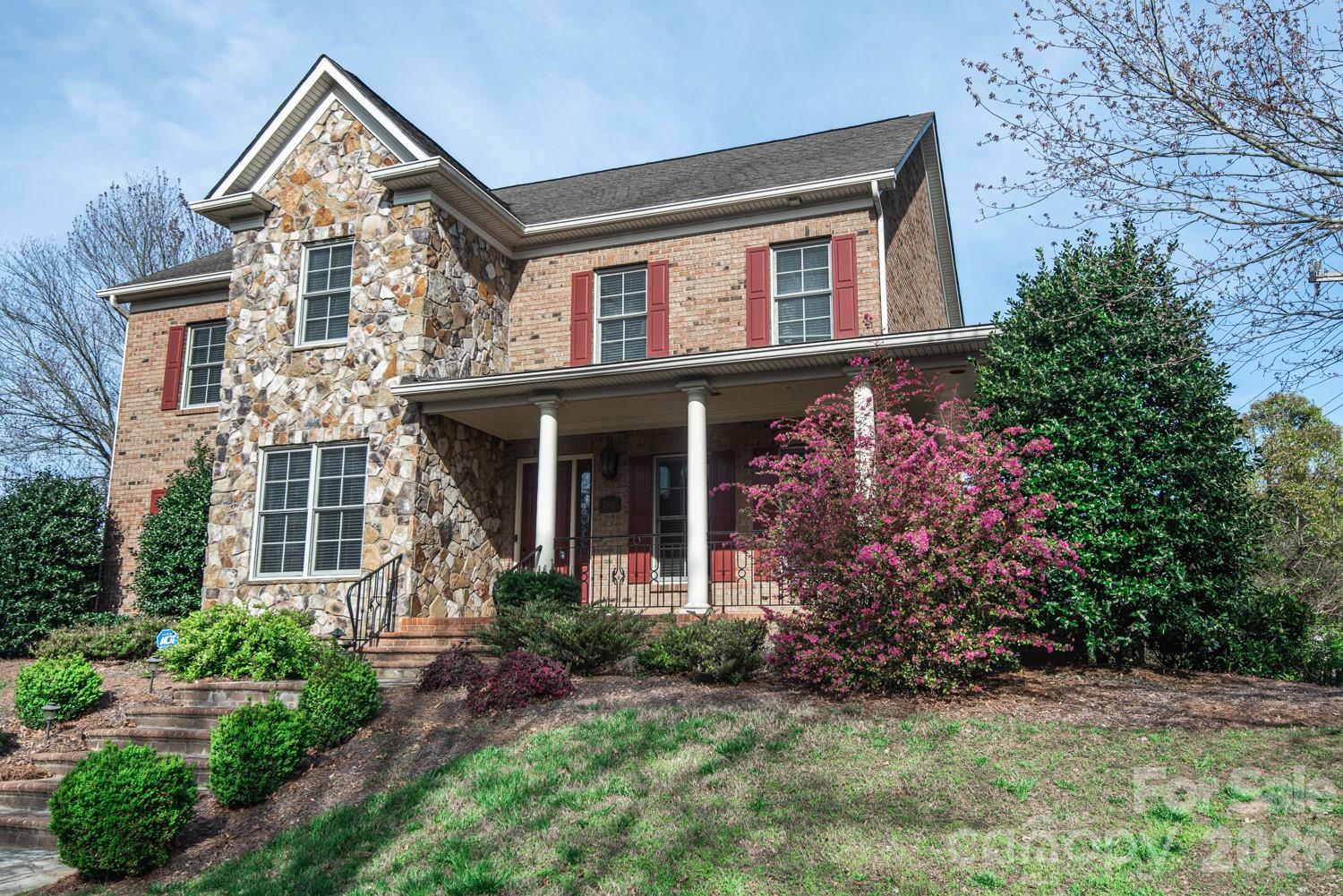 2616 Ladley Court, Charlotte, NC - photo 2 of 36