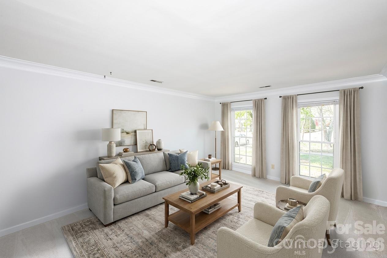 Photo 4 of 4248 Woodglen Lane, Charlotte, NC
