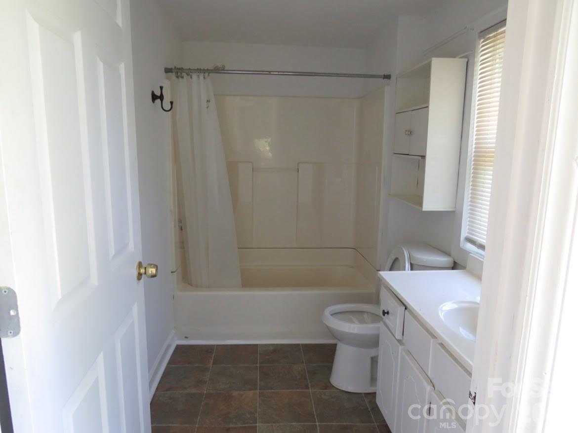 406 River Drive, Gaffney, SC - photo 21 of 25
