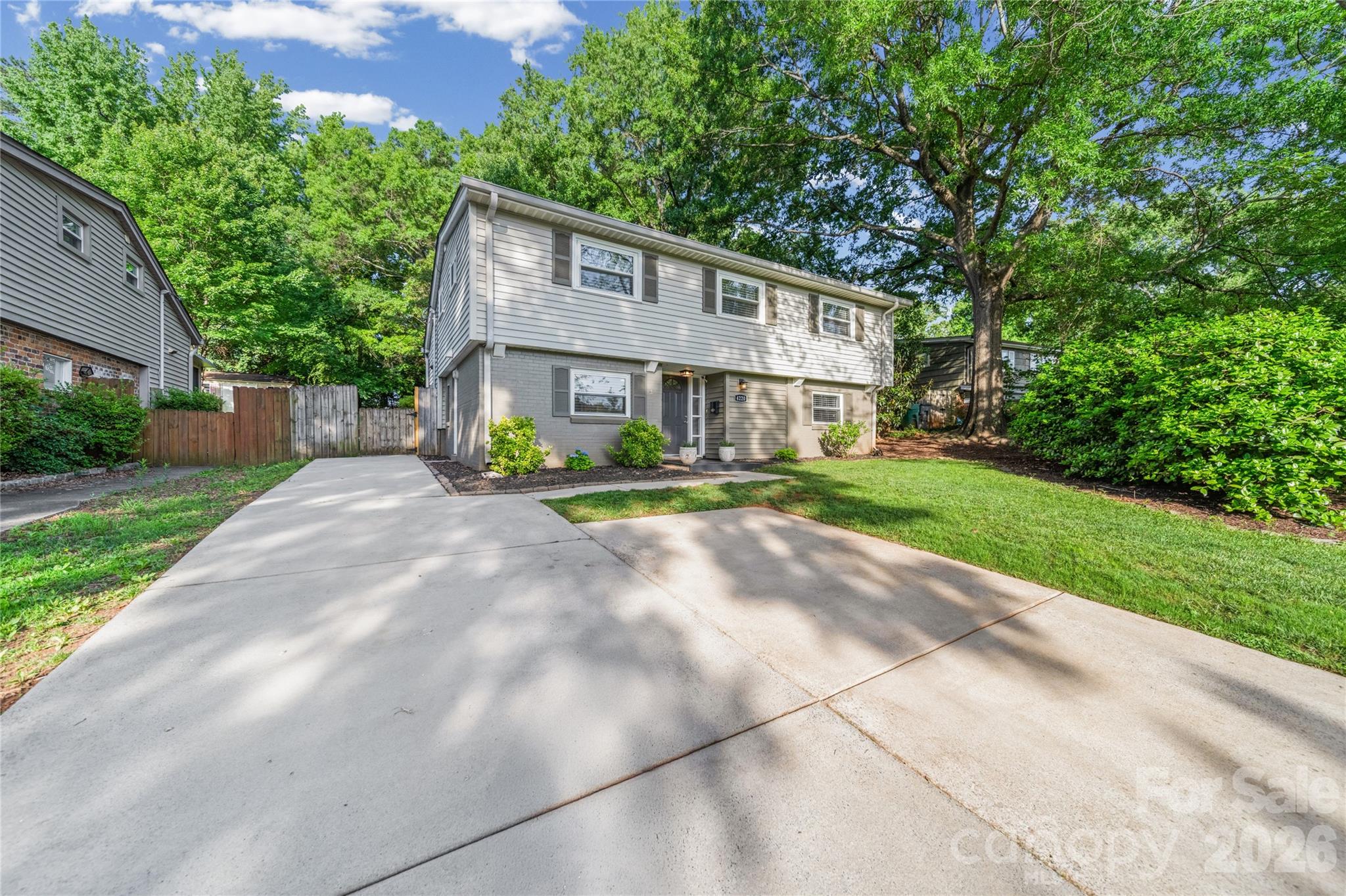 Photo 2 of 4220 Firwood Lane, Charlotte, NC