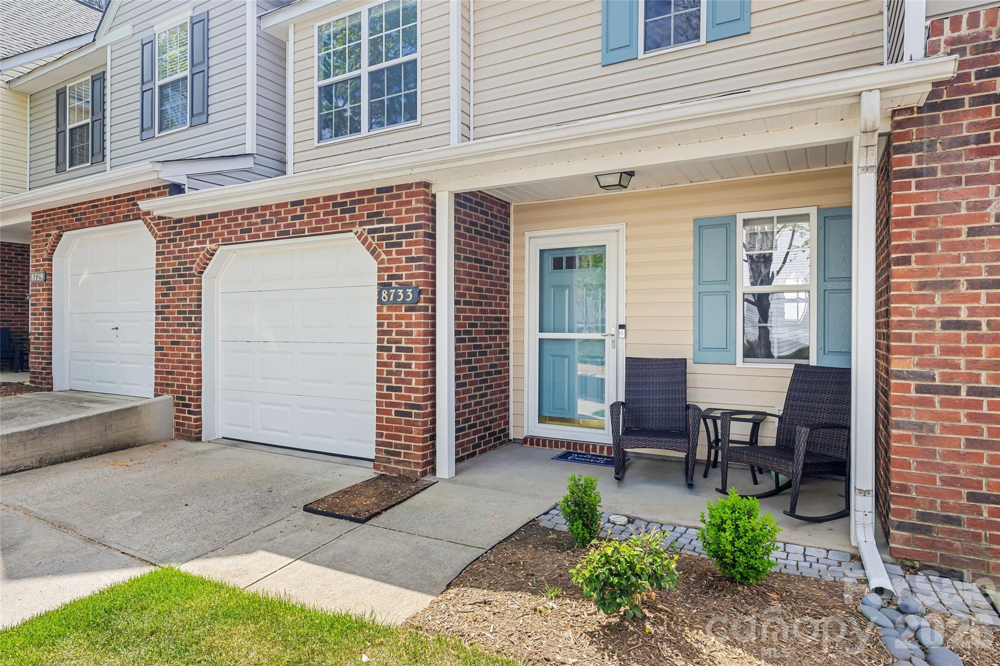 Photo 3 of 8733 Robinson Forest Drive, Charlotte, NC