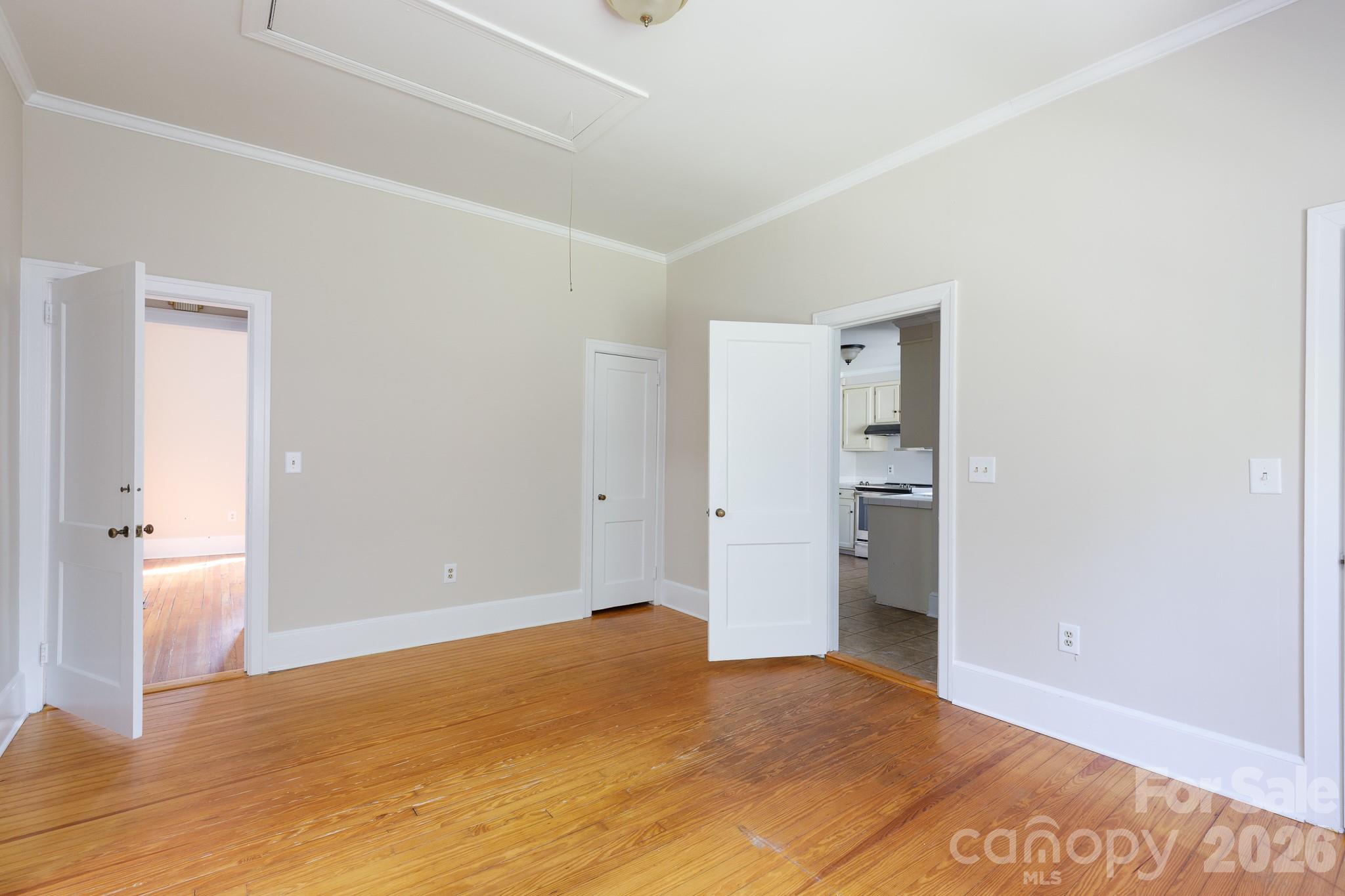 224 W 4th Avenue, Gastonia, NC - photo 20 of 33