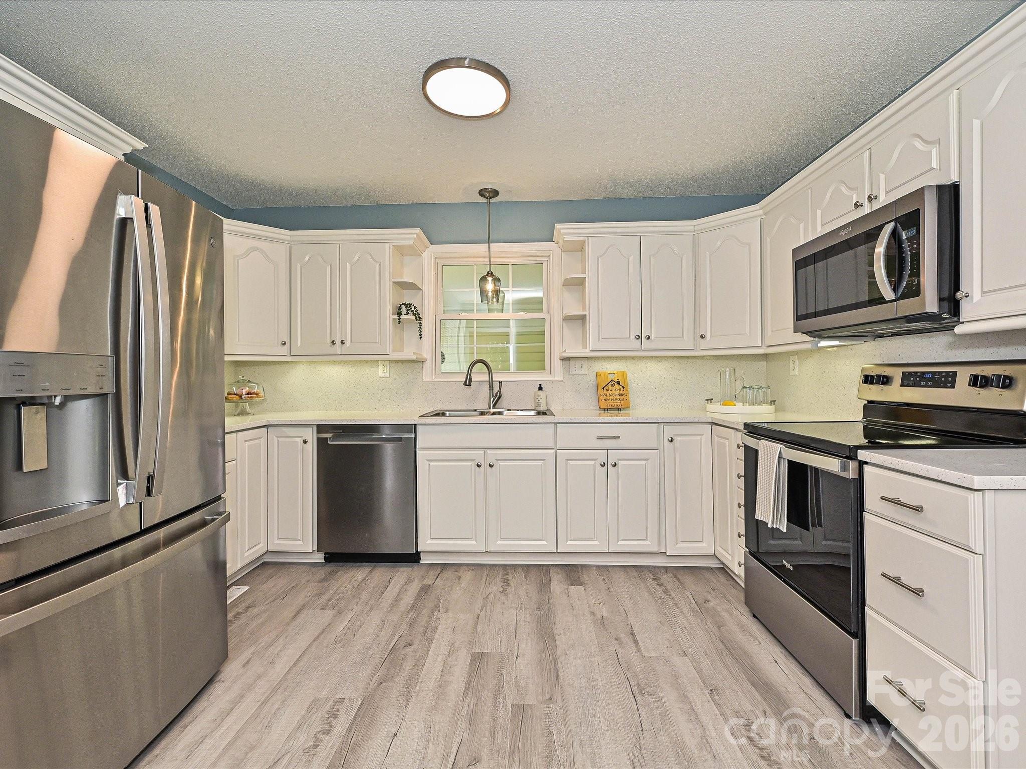 Photo 17 of 218 Sturbridge Drive, Charlotte, NC