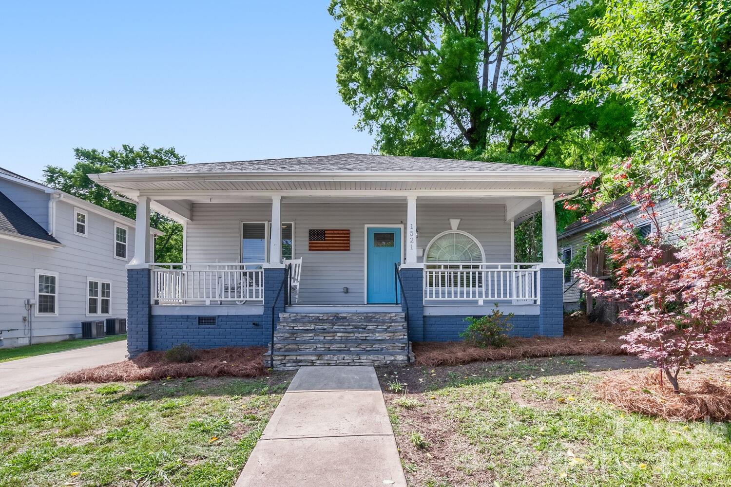 1521 Hawthorne Lane, Charlotte, NC - photo 1 of 30