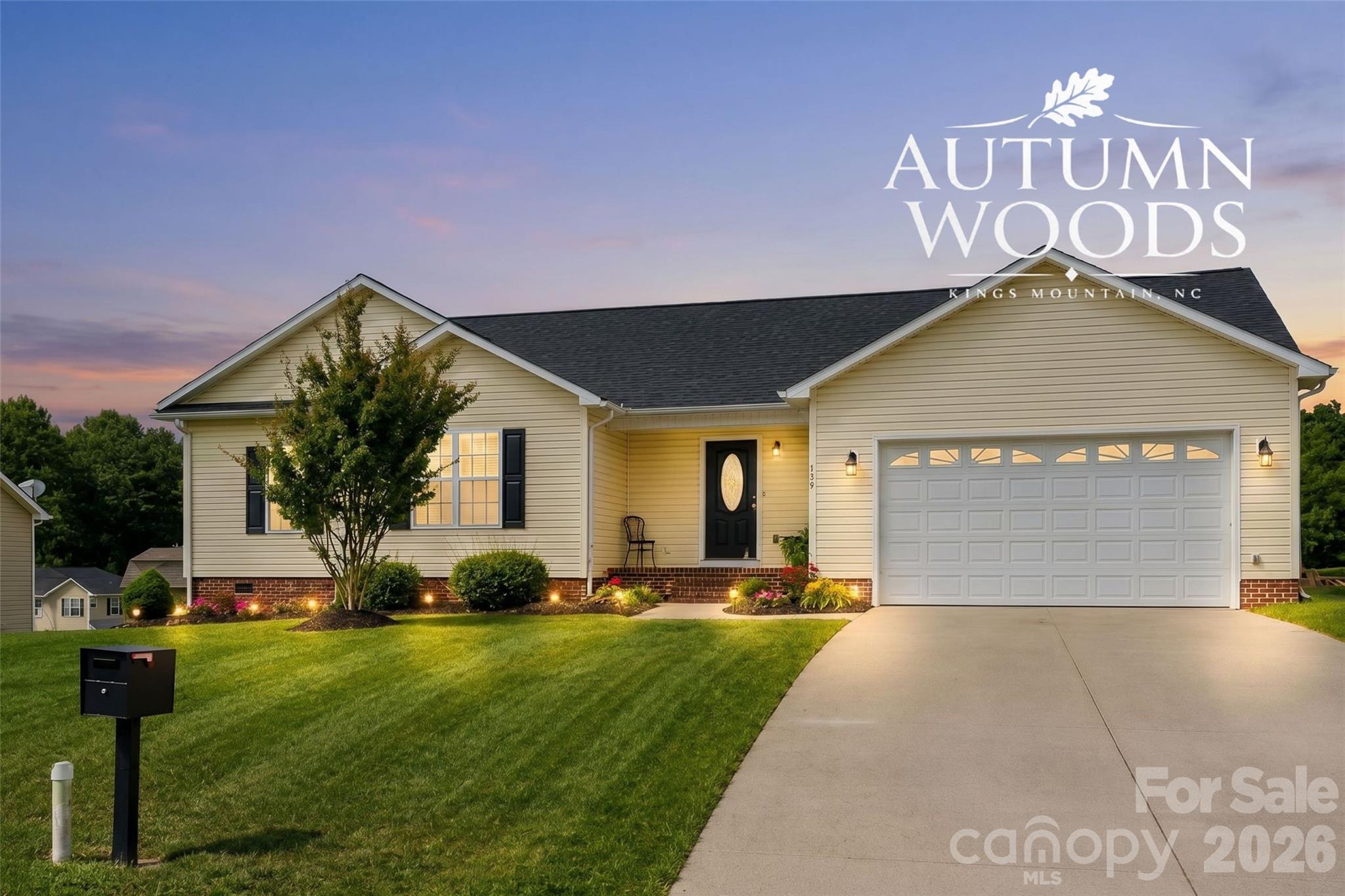 Home for sale at 158 Autumn Woods Drive, Kings Mountain, NC — photo 1 of 31