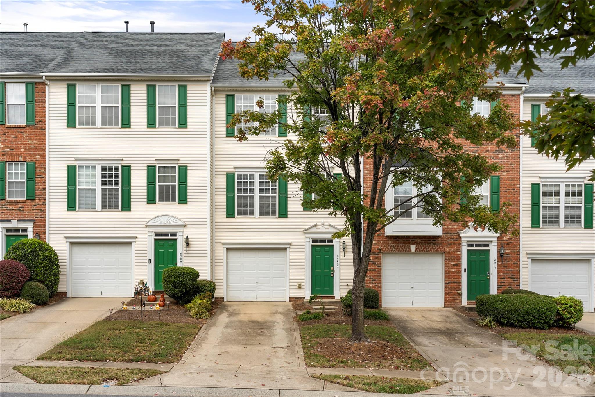 Photo 2 of 10213 Garrett Grigg Road, Charlotte, NC
