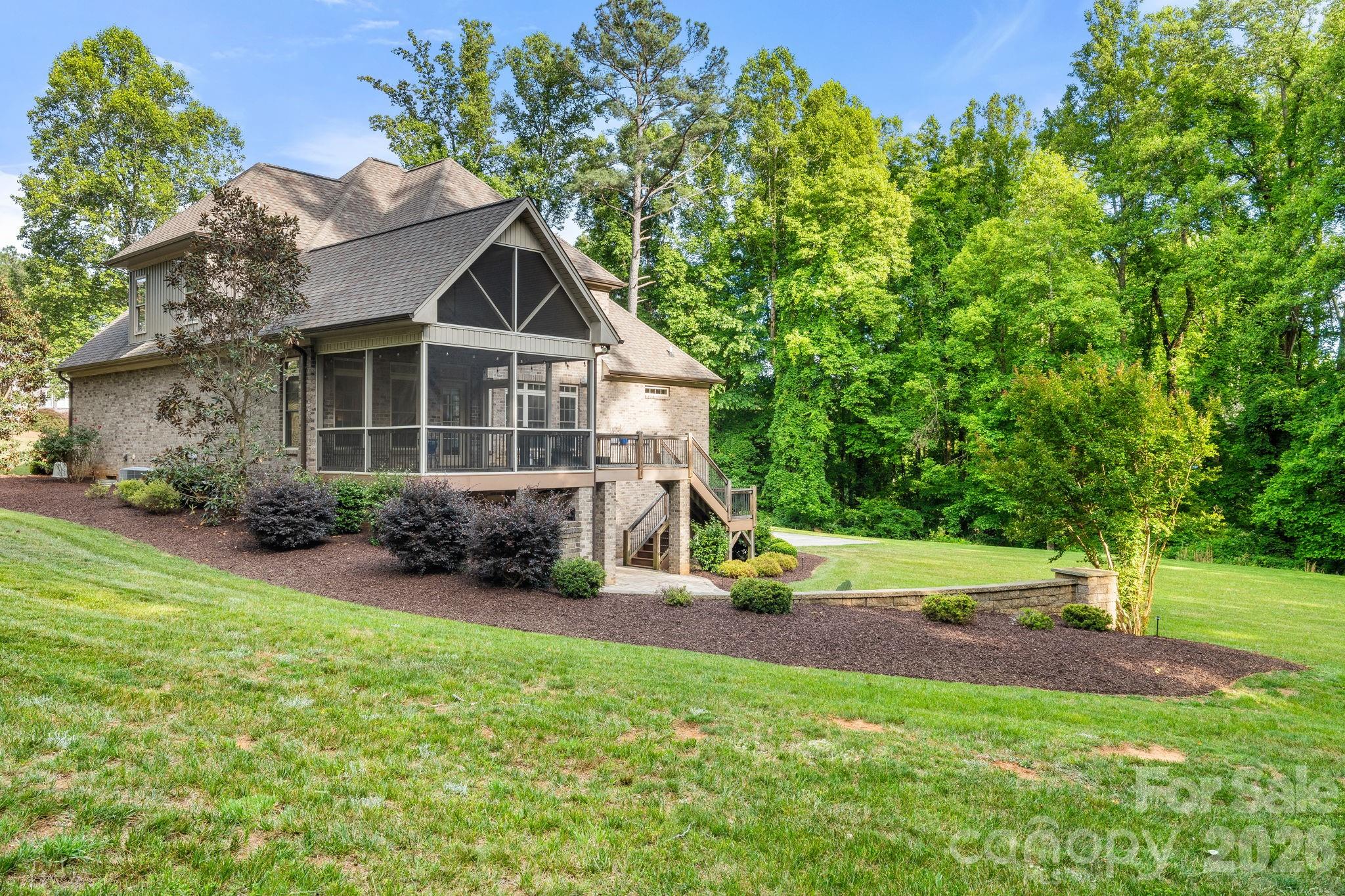 8050 Windswept Drive, Belews Creek, NC - photo 5 of 48