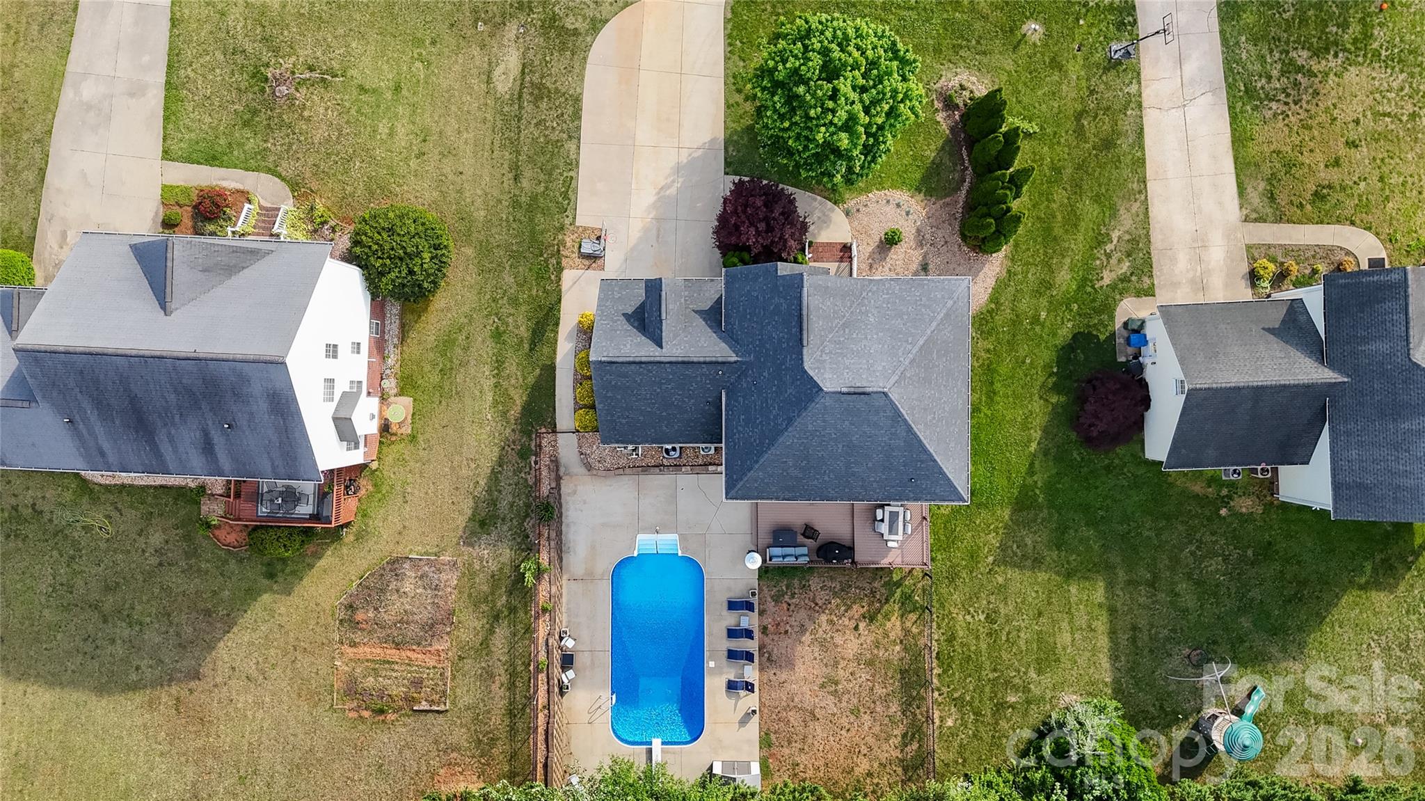 Photo 4 of 2604 Ironwood Drive, Hickory, NC