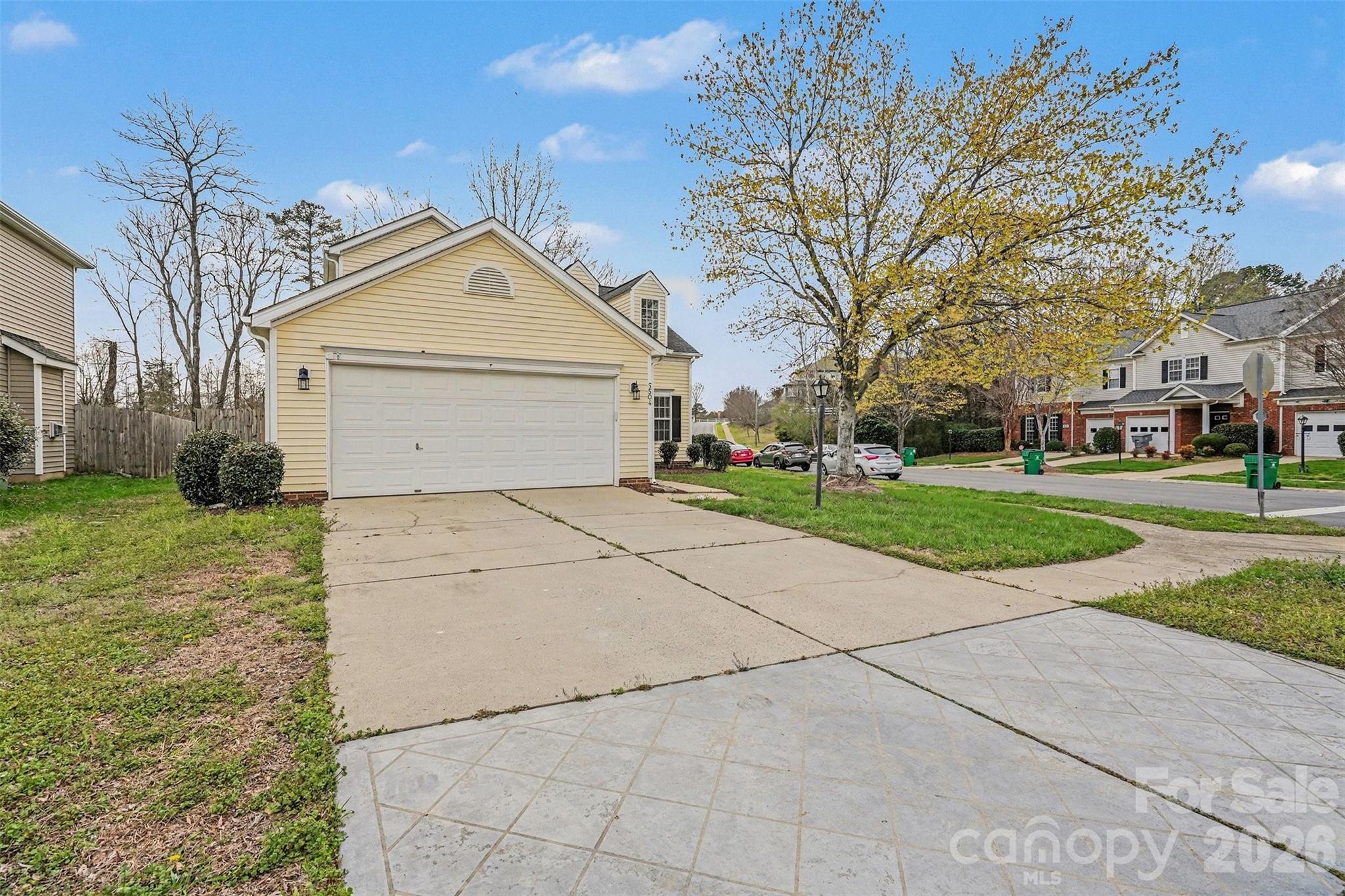 Photo 5 of 5504 Waverly Lynn Lane, Charlotte, NC