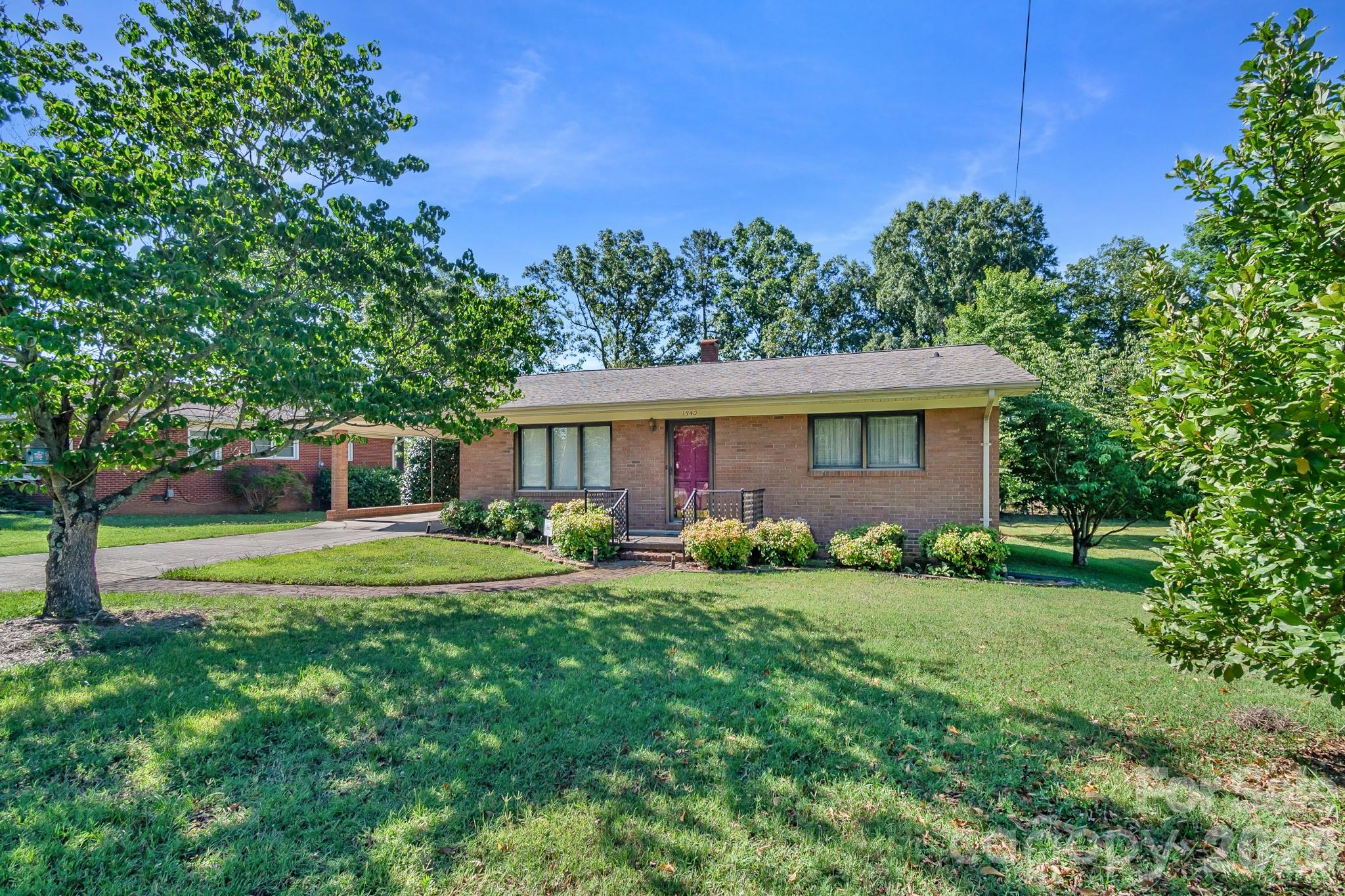 Home for sale at 1340 E Cannon Avenue, Albemarle, NC — photo 6 of 45